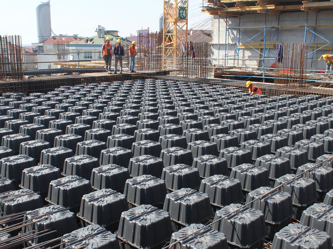 NEW NAUTILUS Self-supporting formwork panel for slab By Geoplast
