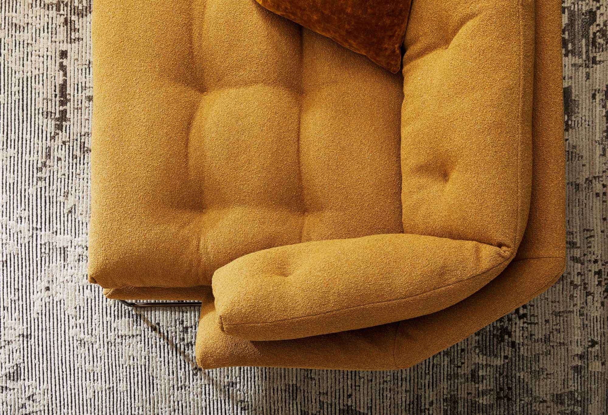 NEW YORK SUITE | Armchair By Saba Italia