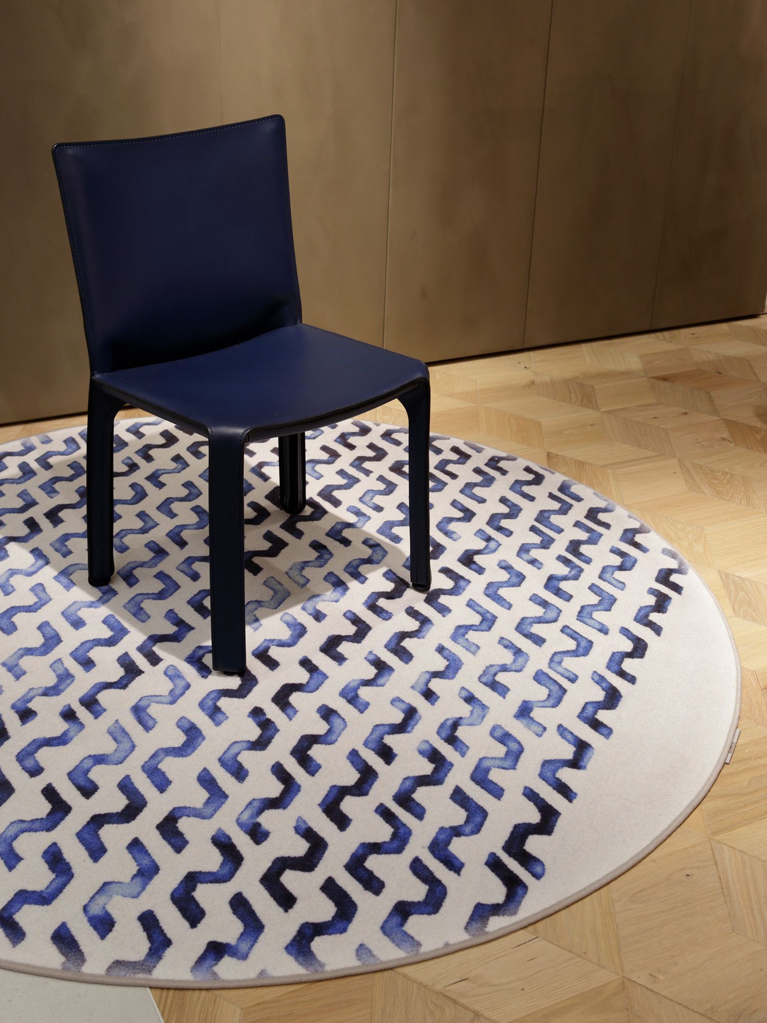 NEXT | Rug By G.T.DESIGN design Deanna Comellini