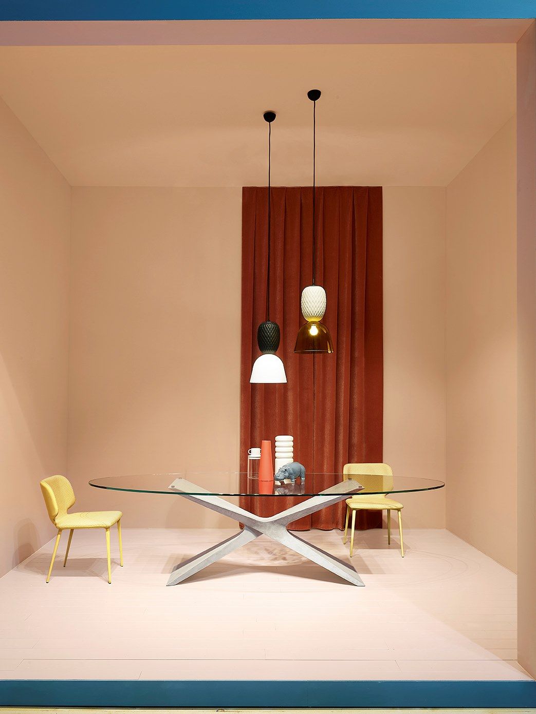 NEXUS | Oval table Oval Baydur® table By Midj | design Andrea Lucatello