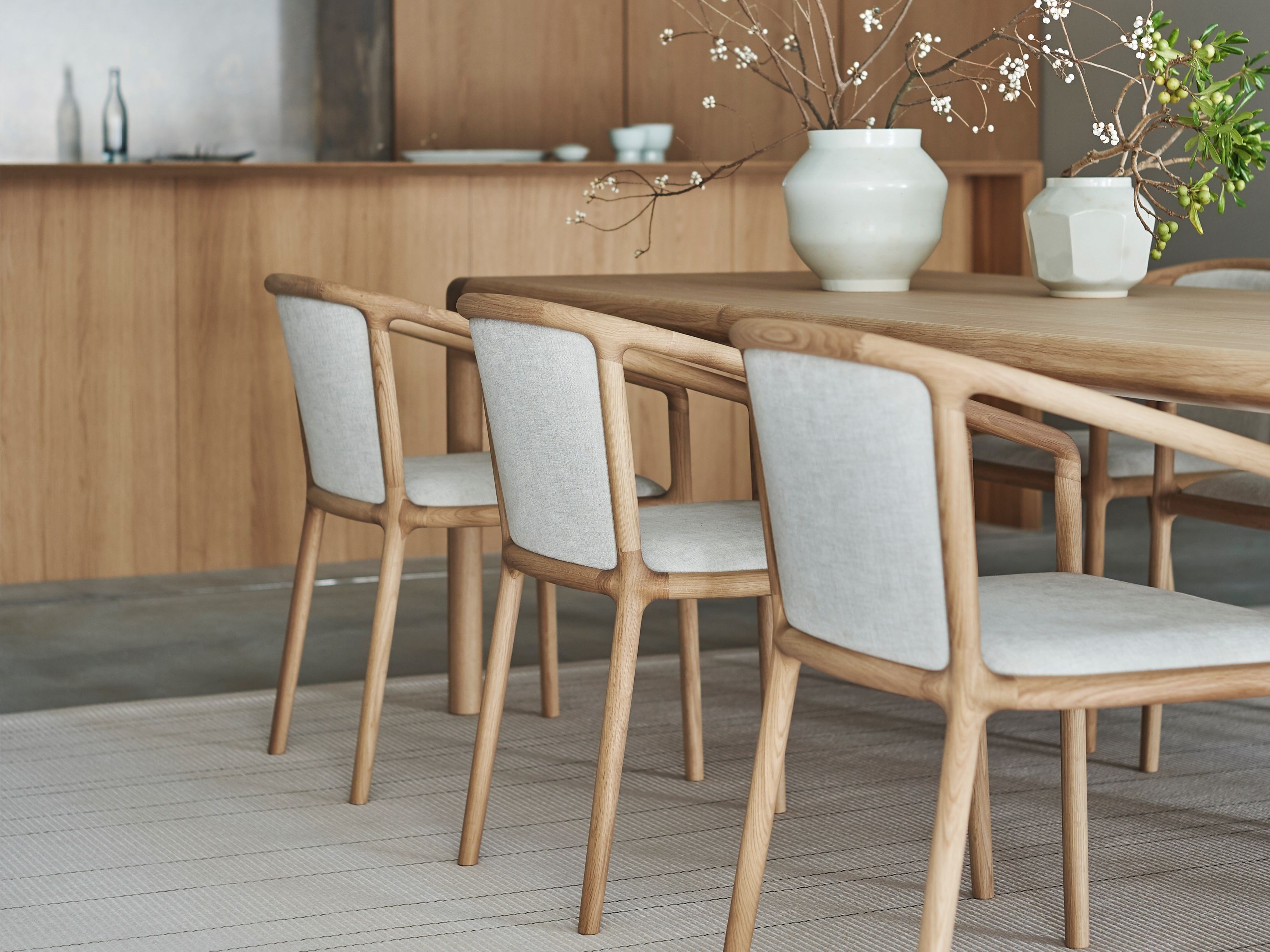 NF-DC01 Chair By KARIMOKU | design Foster + Partners