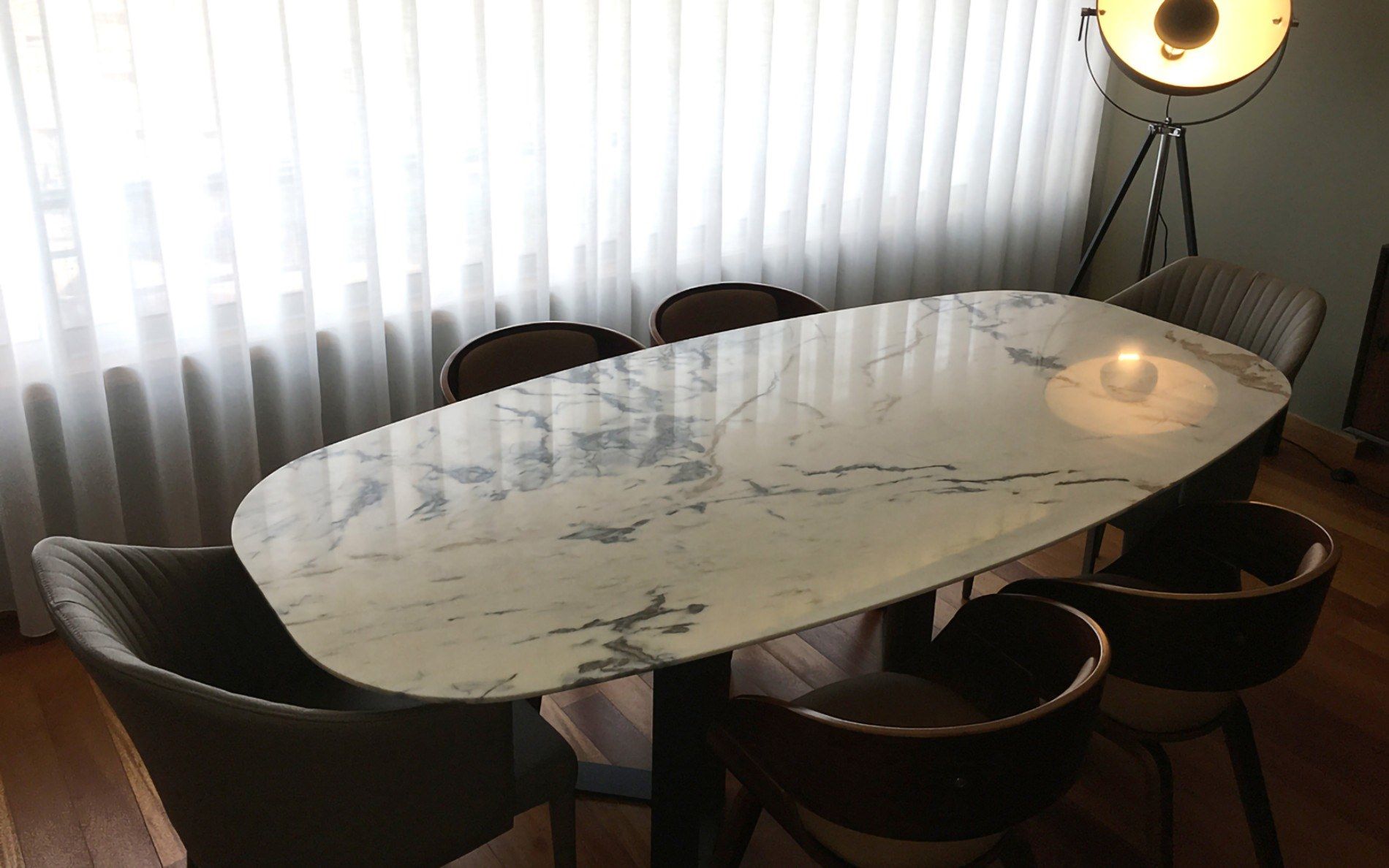 Oval marble table NIBBLES WOOD ESTREMOZ By Maami Home design Fábio Teixeira