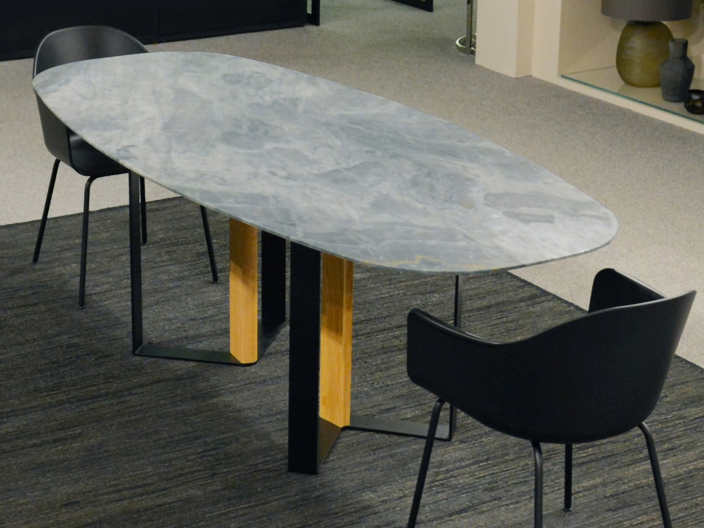 NIBBLES WOOD GRIGIO NUVOLATO Oval marble table By Maami Home | design ...