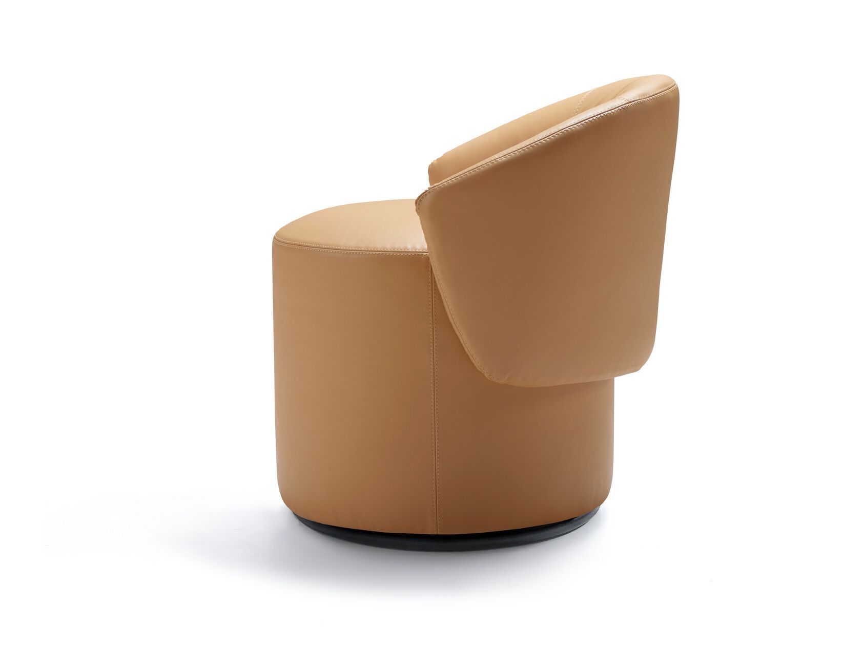 MADELEINE Easy chair By NICOLINE