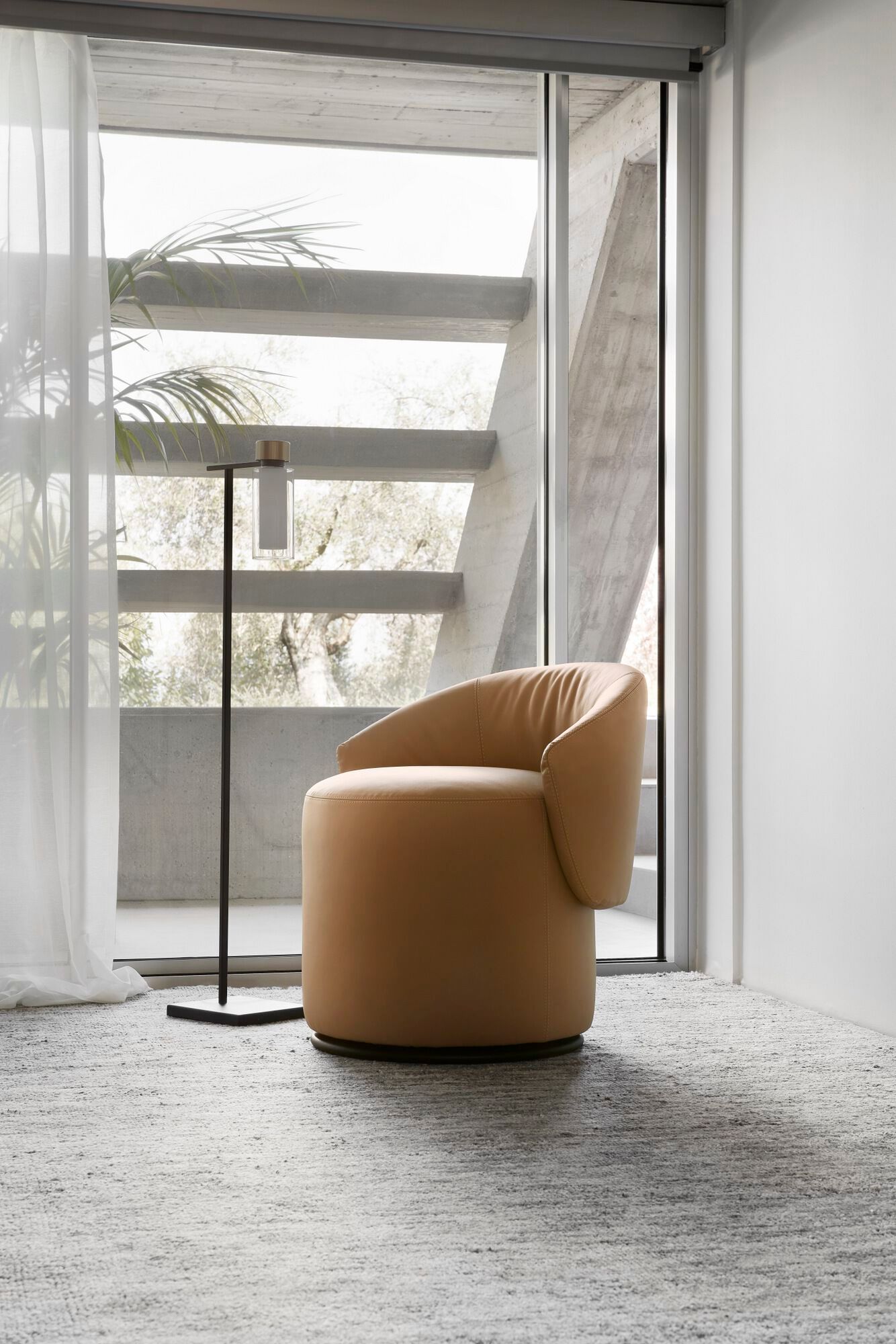 MADELEINE Easy chair By NICOLINE