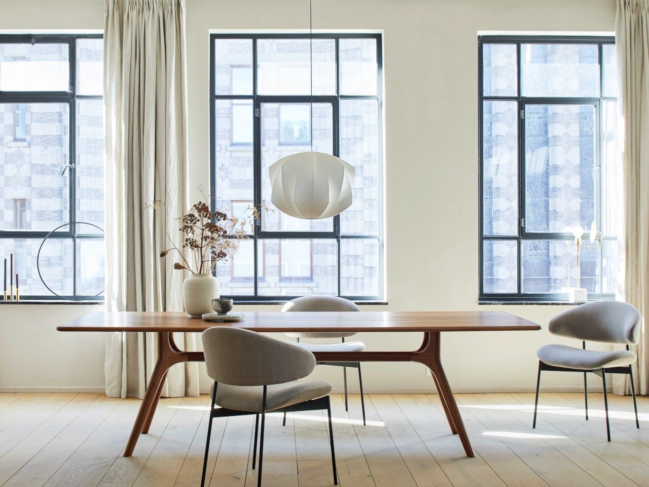 NIL | Table Rectangular solid wood dining table By MORE | design Gil Coste