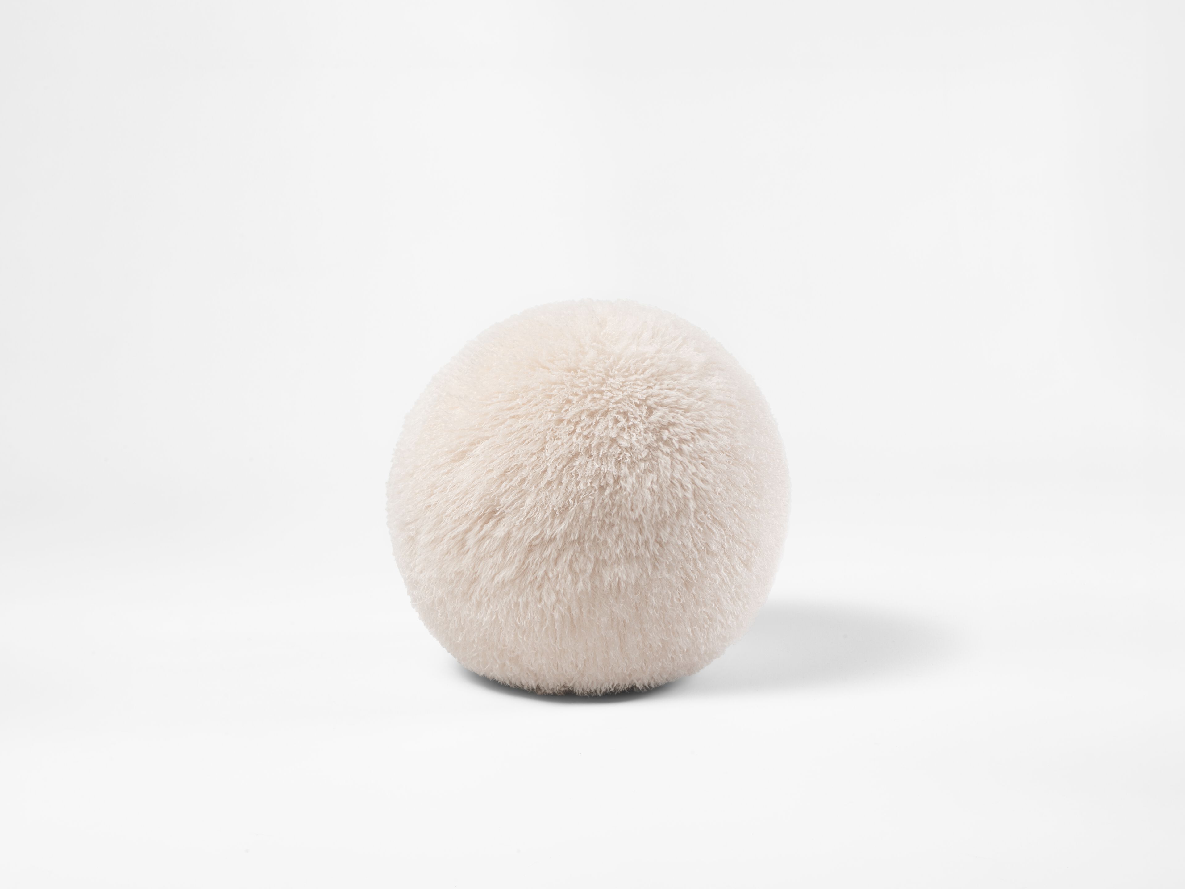 GROPIUS FLUFFY EDITION Kids pouf By NOOM