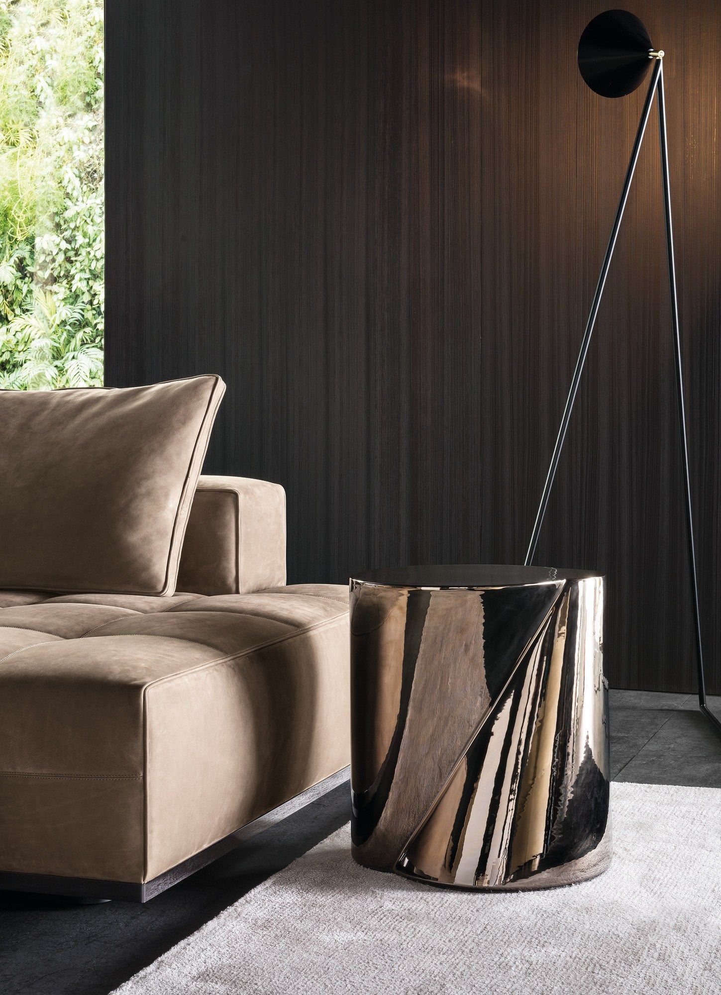 NOOR Coffee table By Minotti | design Christophe Delcourt