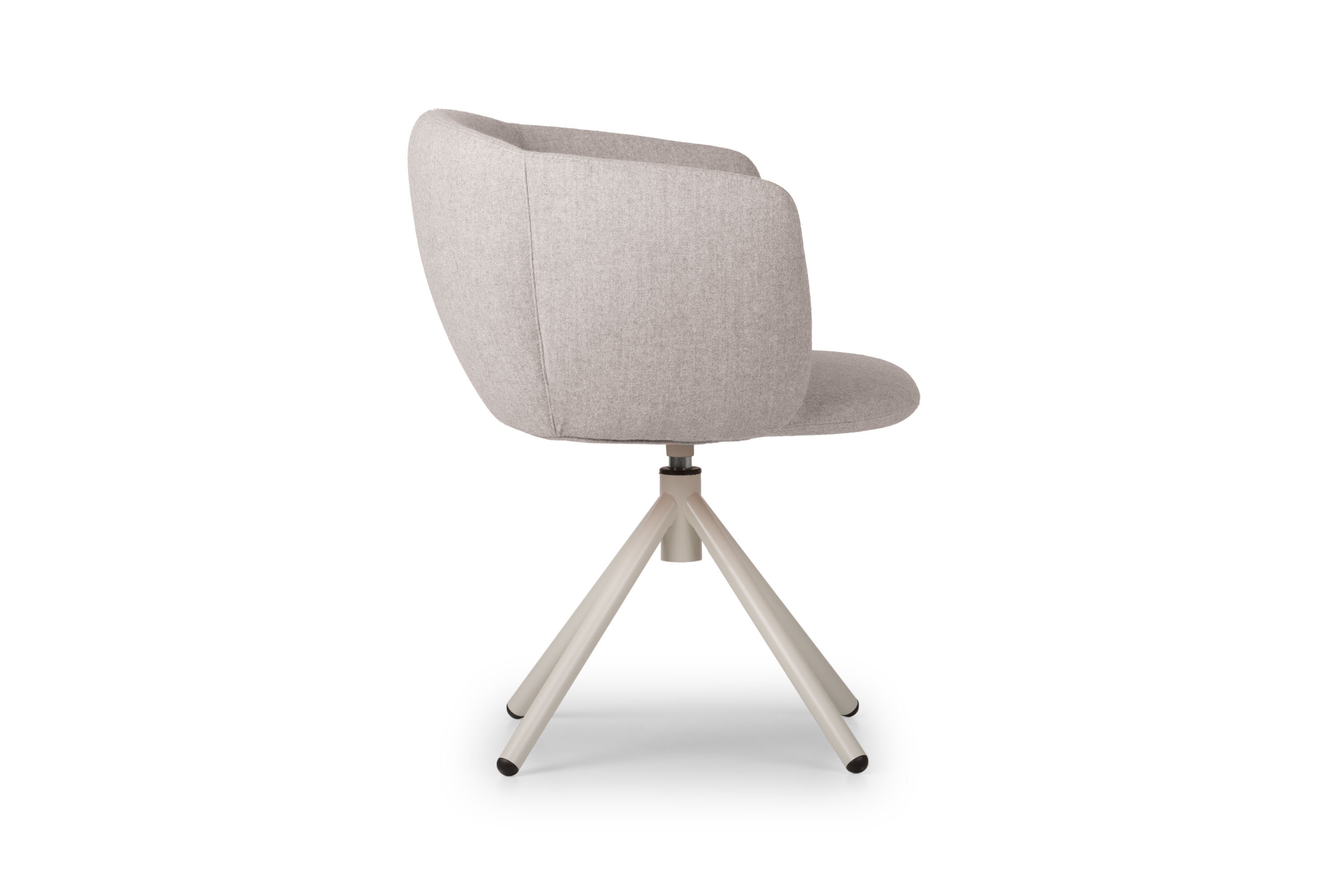 NOT SMALL | Trestle-based easy chair By True Design