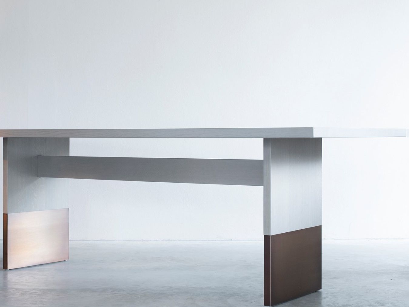 NOTA BENE Rectangular solid wood dining table By Van Rossum | design Marlieke van Rossum
