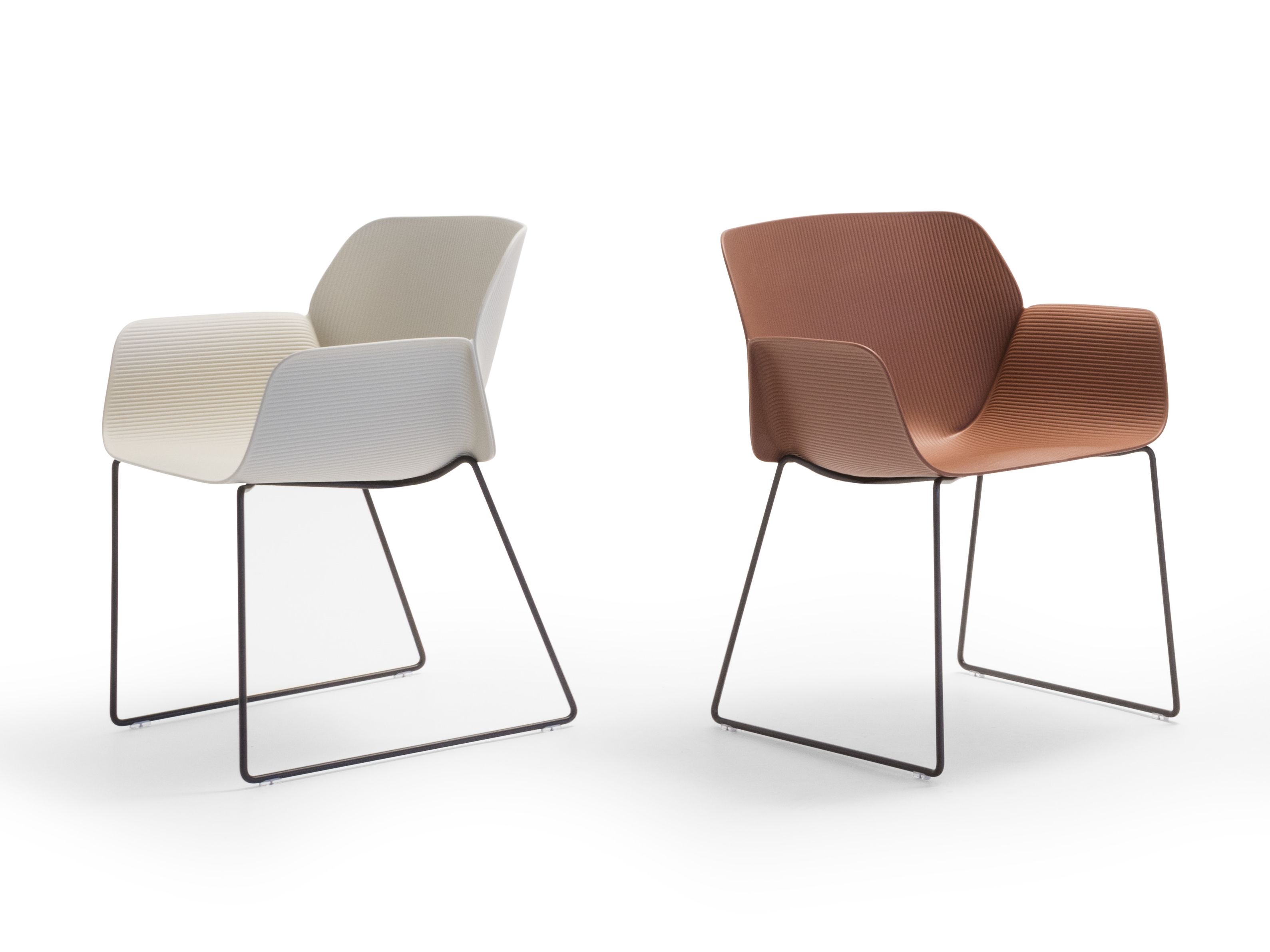 NUEZ SO2783 Chair By Andreu World | design Patricia Urquiola