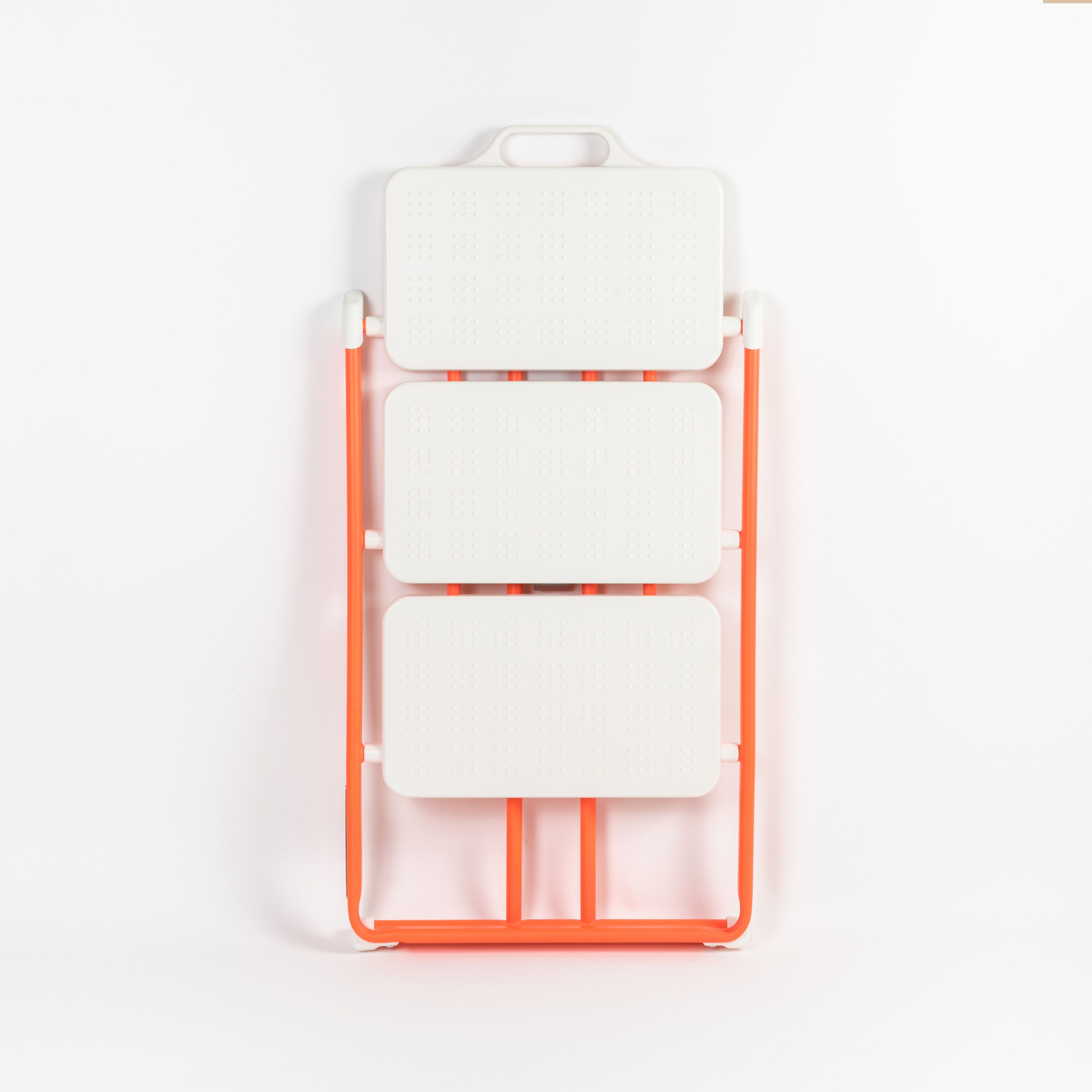 Steel step stools NUOVASTEP LIMITED EDITION By Magis design Andries ...