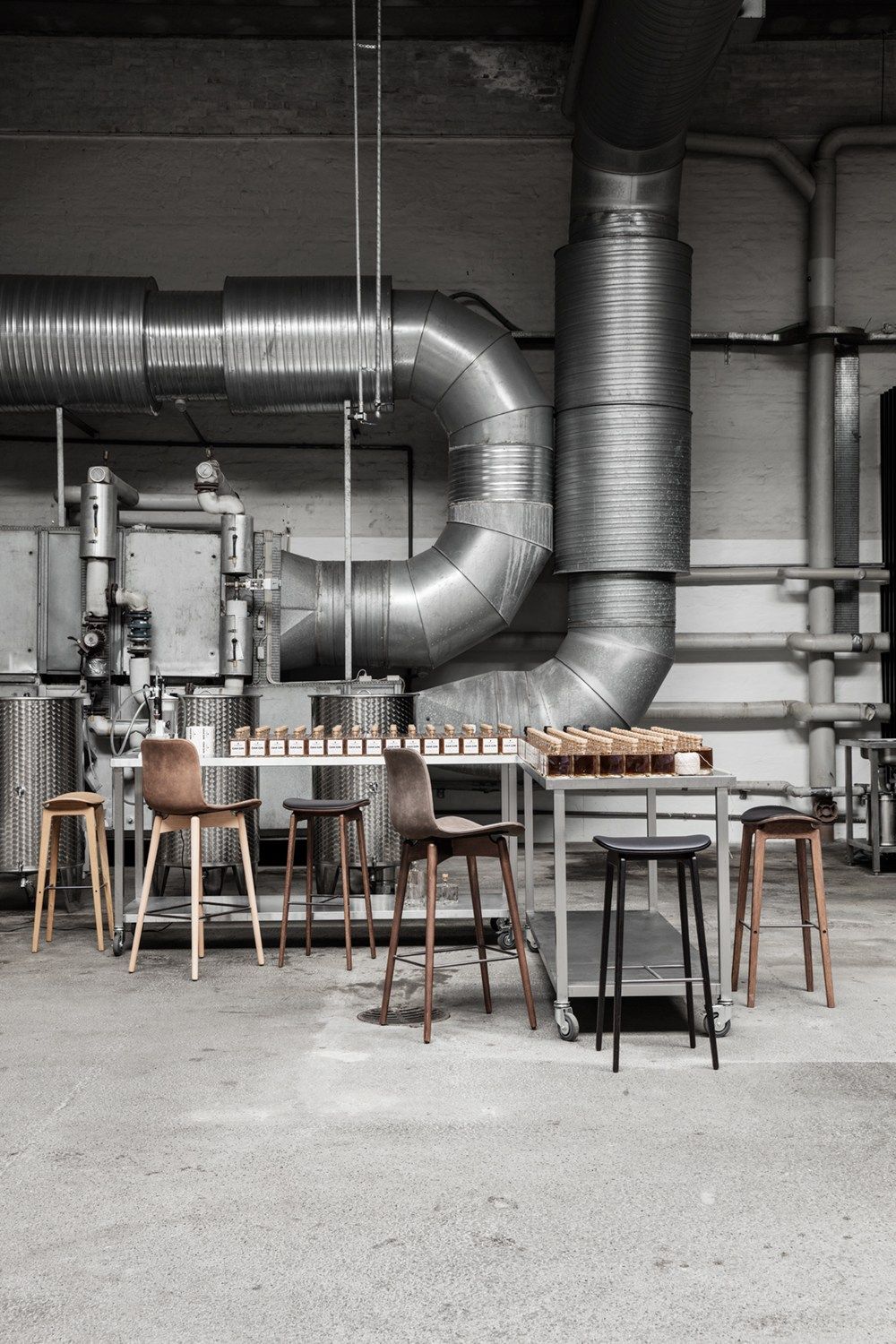 NY11 | Stool with integrated cushion By NORR11 design Knut Bendik ...