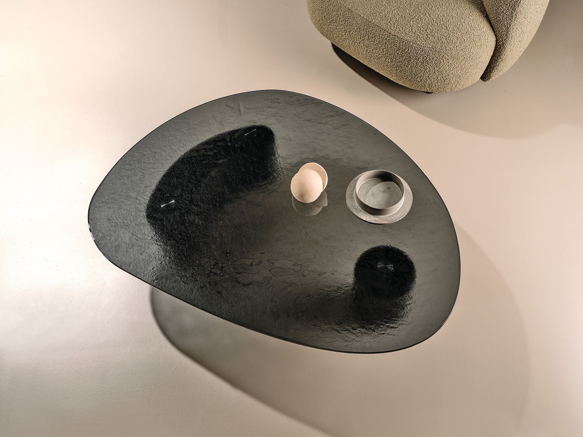 LAKE Coffee table By Nature Design | design Gino Carollo