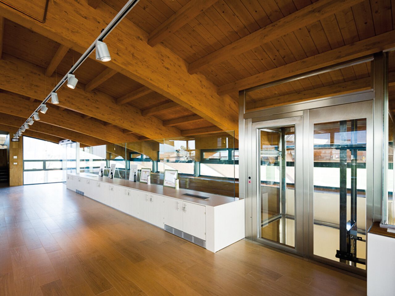GRAND SUITE Platform lift By NOVA Elevators