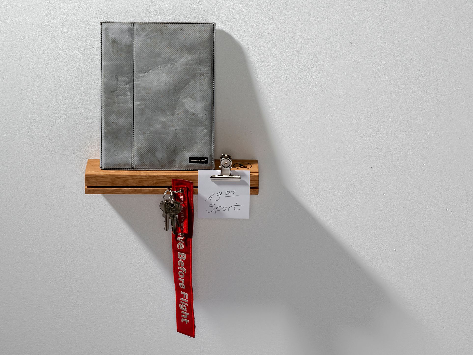 Oak key holder OAK KEY HOLDER #01 By weld & co