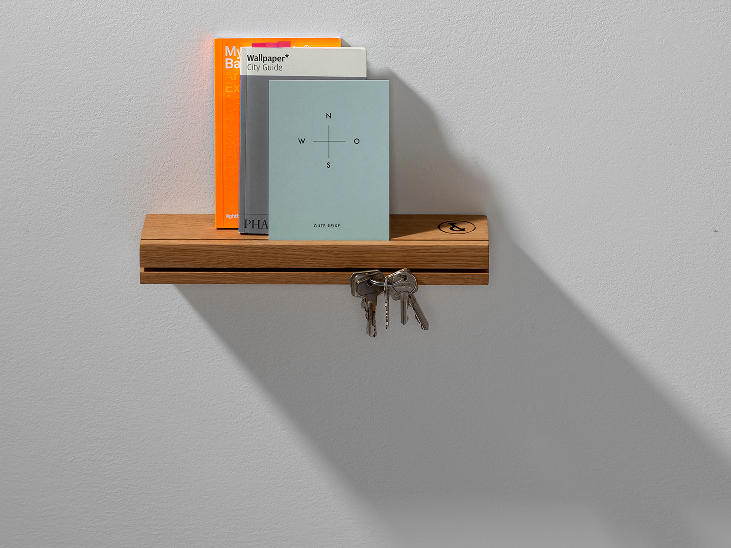 OAK KEY HOLDER #01 Wall shelf By Weld & co