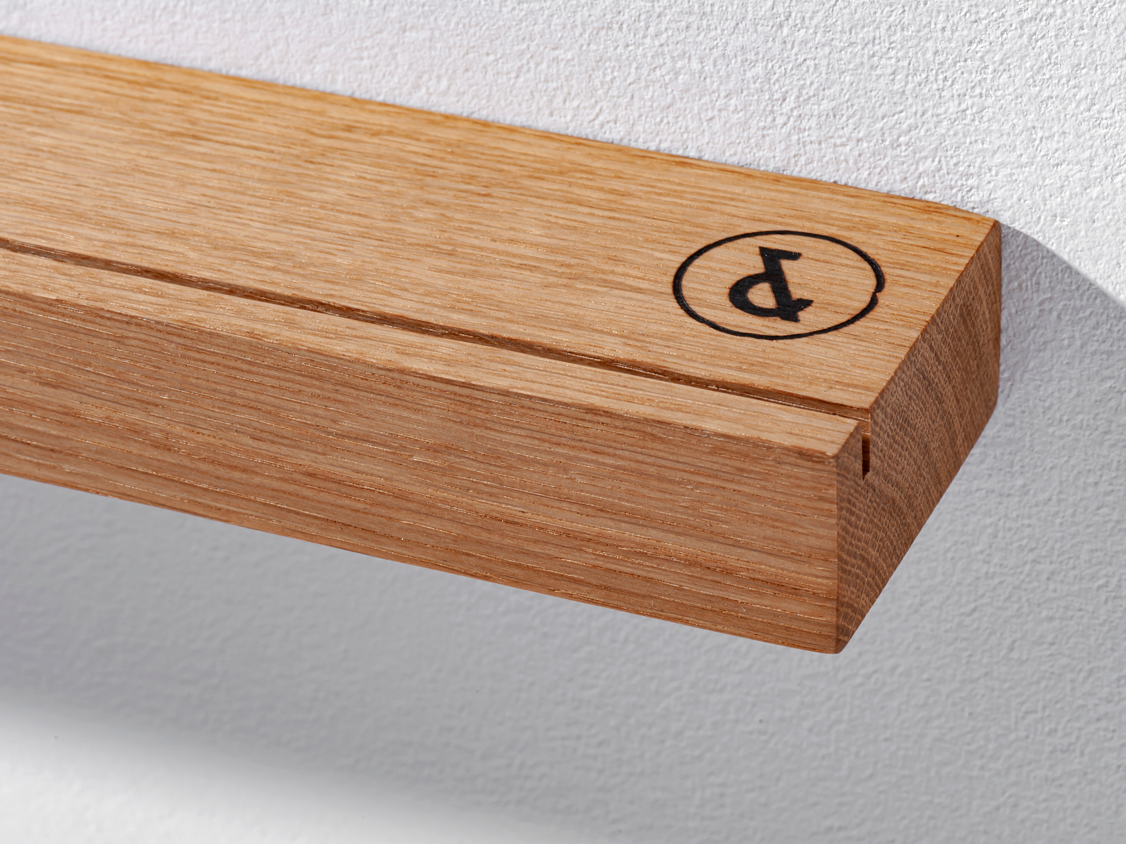 Estante de roble OAK PICTURE LEDGE #02 By weld & co