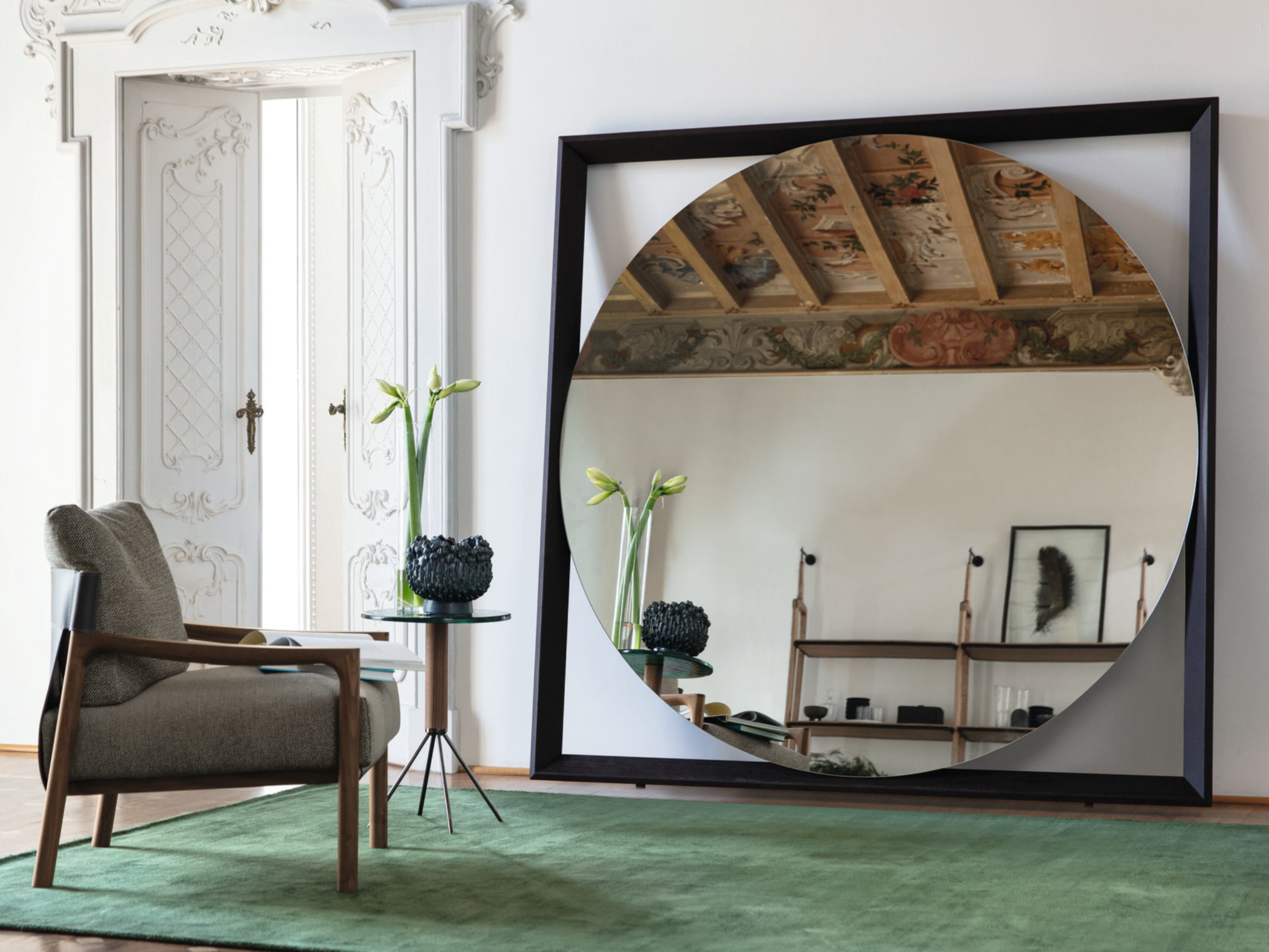 ODINO | Round mirror Freestanding round mirror with wooden frame By ...