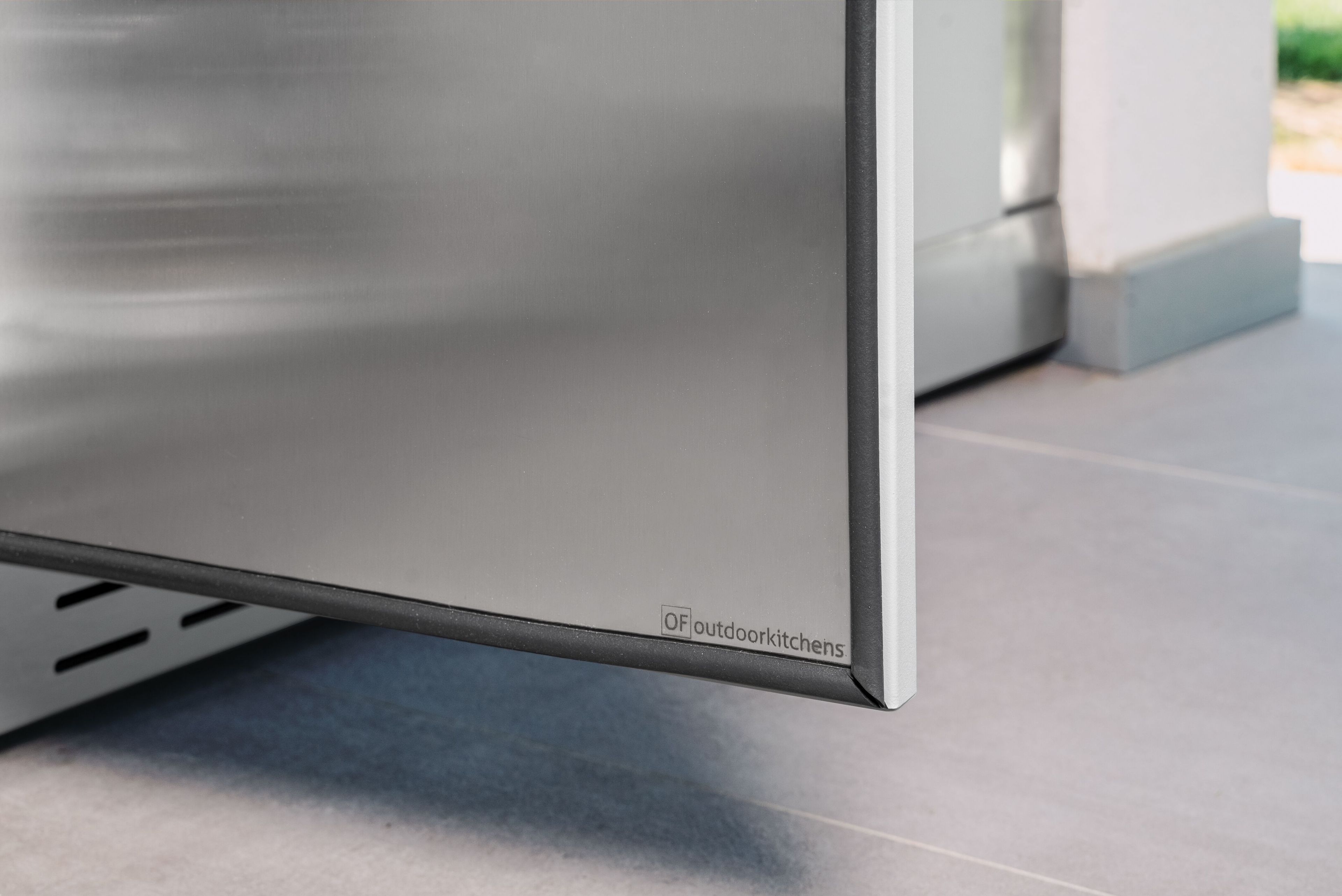 EMBOSSED MATT LACQUERED STAINLESS STEEL RAL 7030 Embossed matt ...