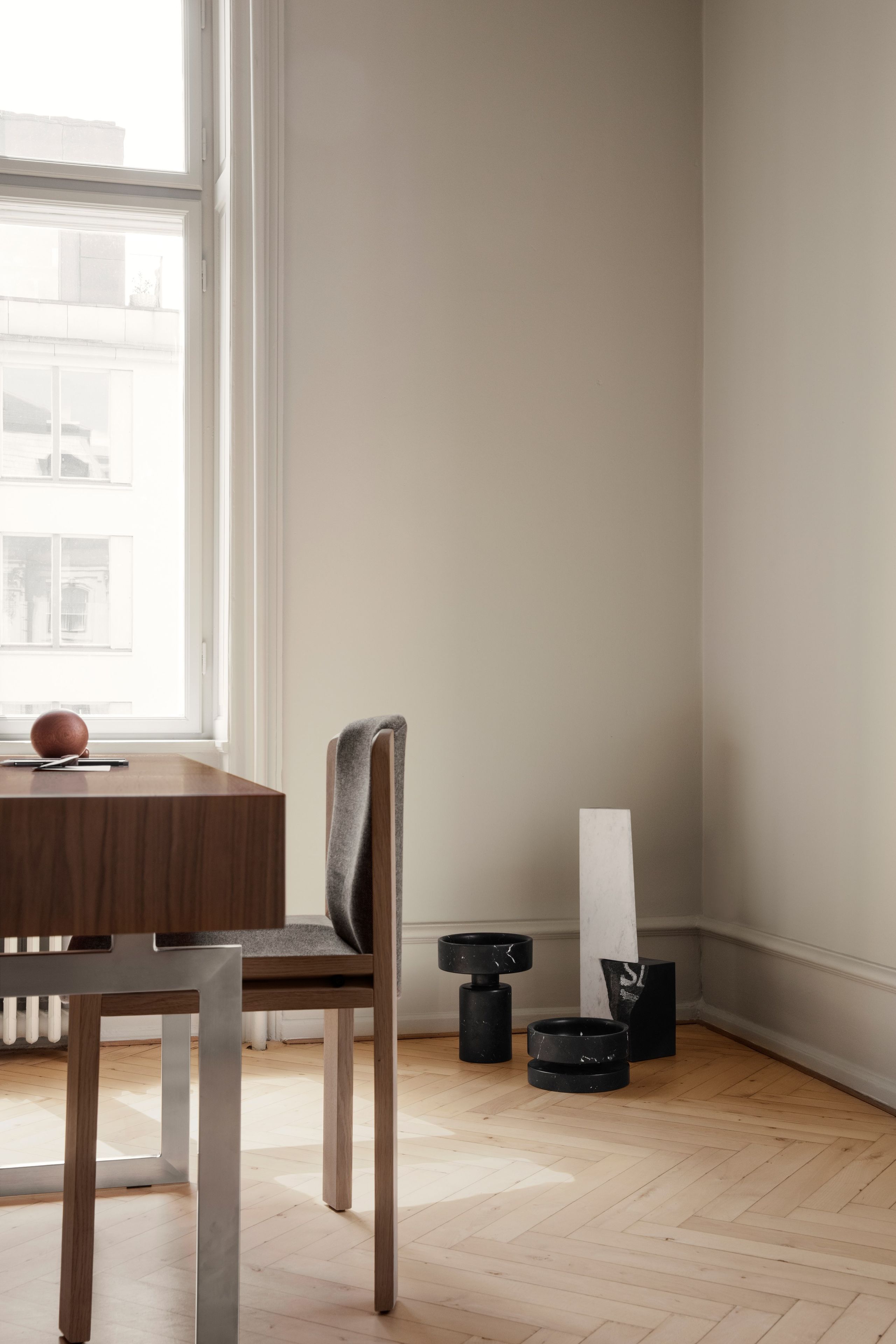 OFFICE DESK Writing desk By Karakter | design Bodil Kjær