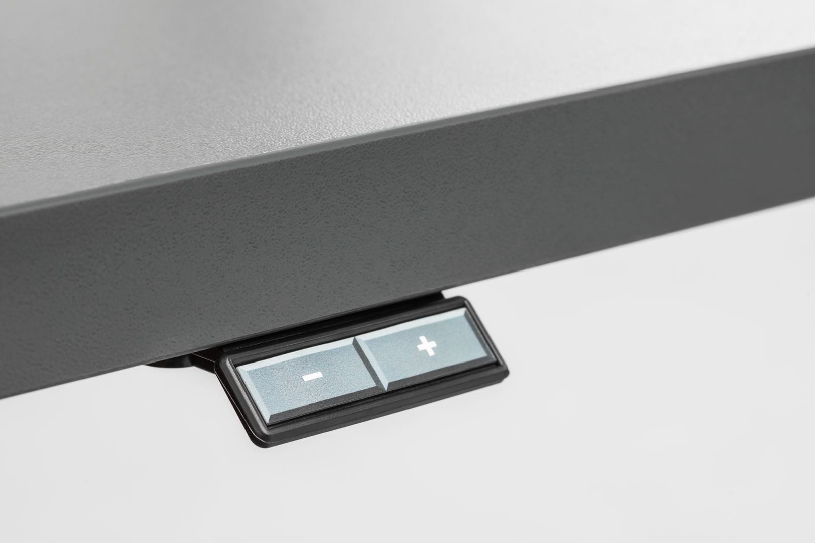 OGI DRIVE | Office workstation By MDD