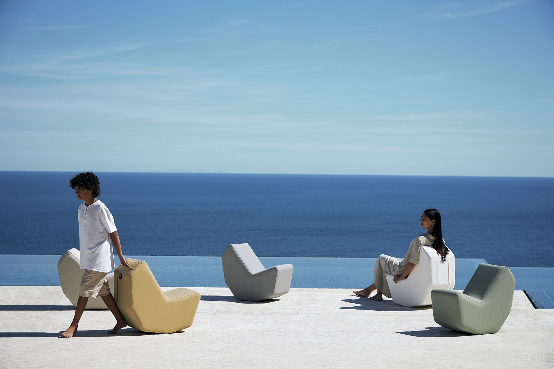 LOLA G Batyline® easy chair By OGO