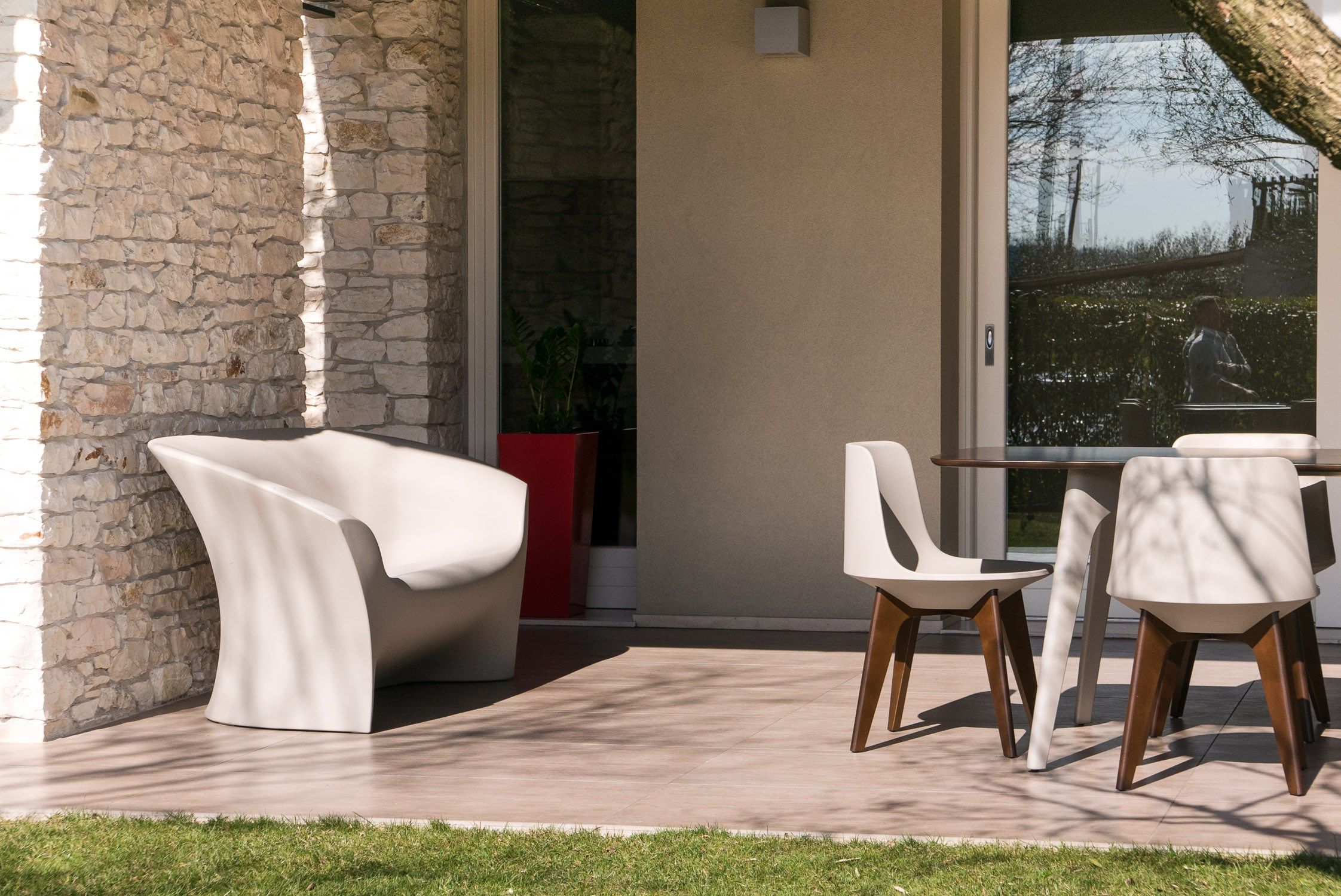 OHLA Polyethylene garden sofa By Plust