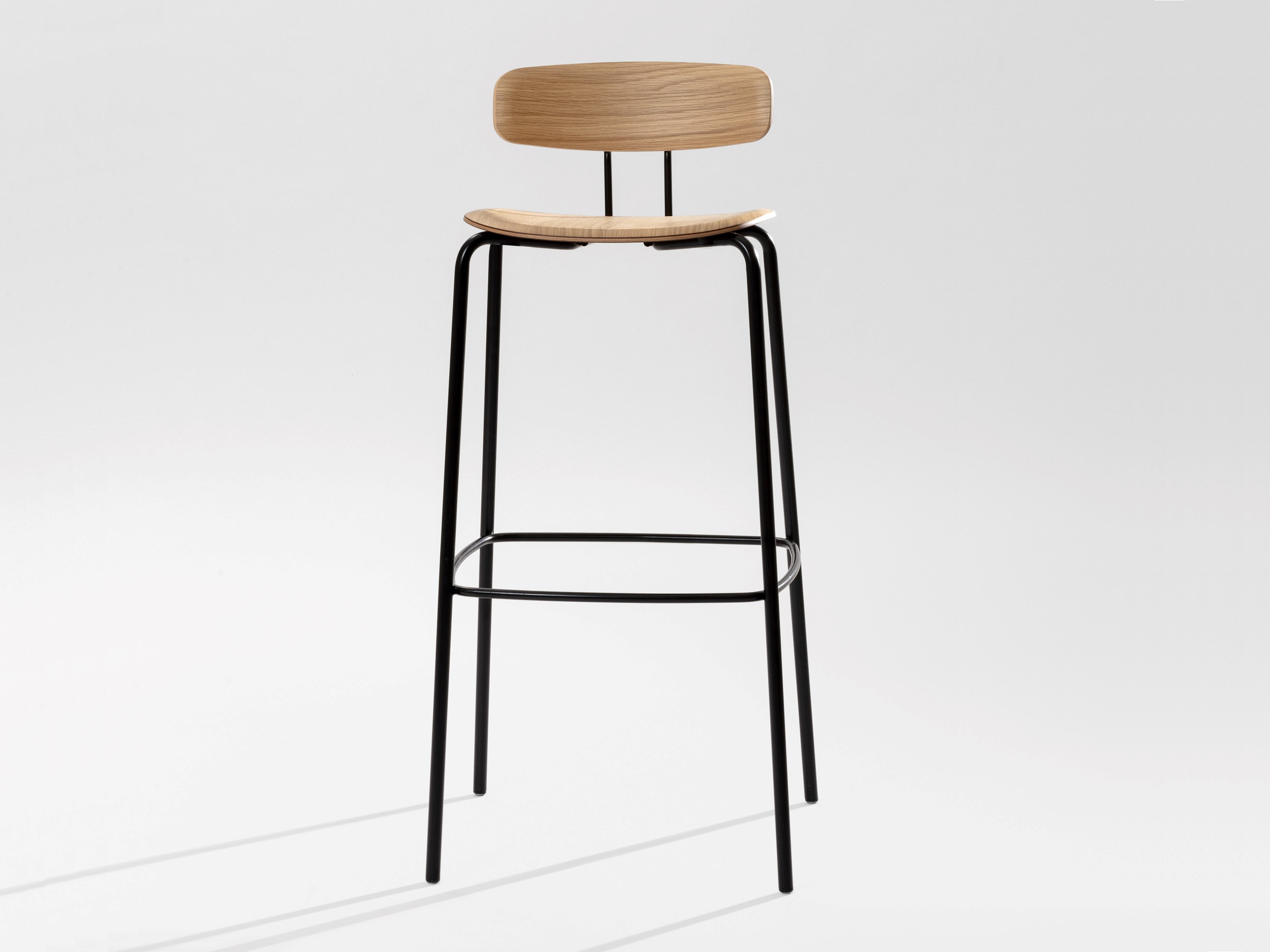 OKITO PLY BAR High plywood barstool By ZEITRAUM | design Läufer + Keichel