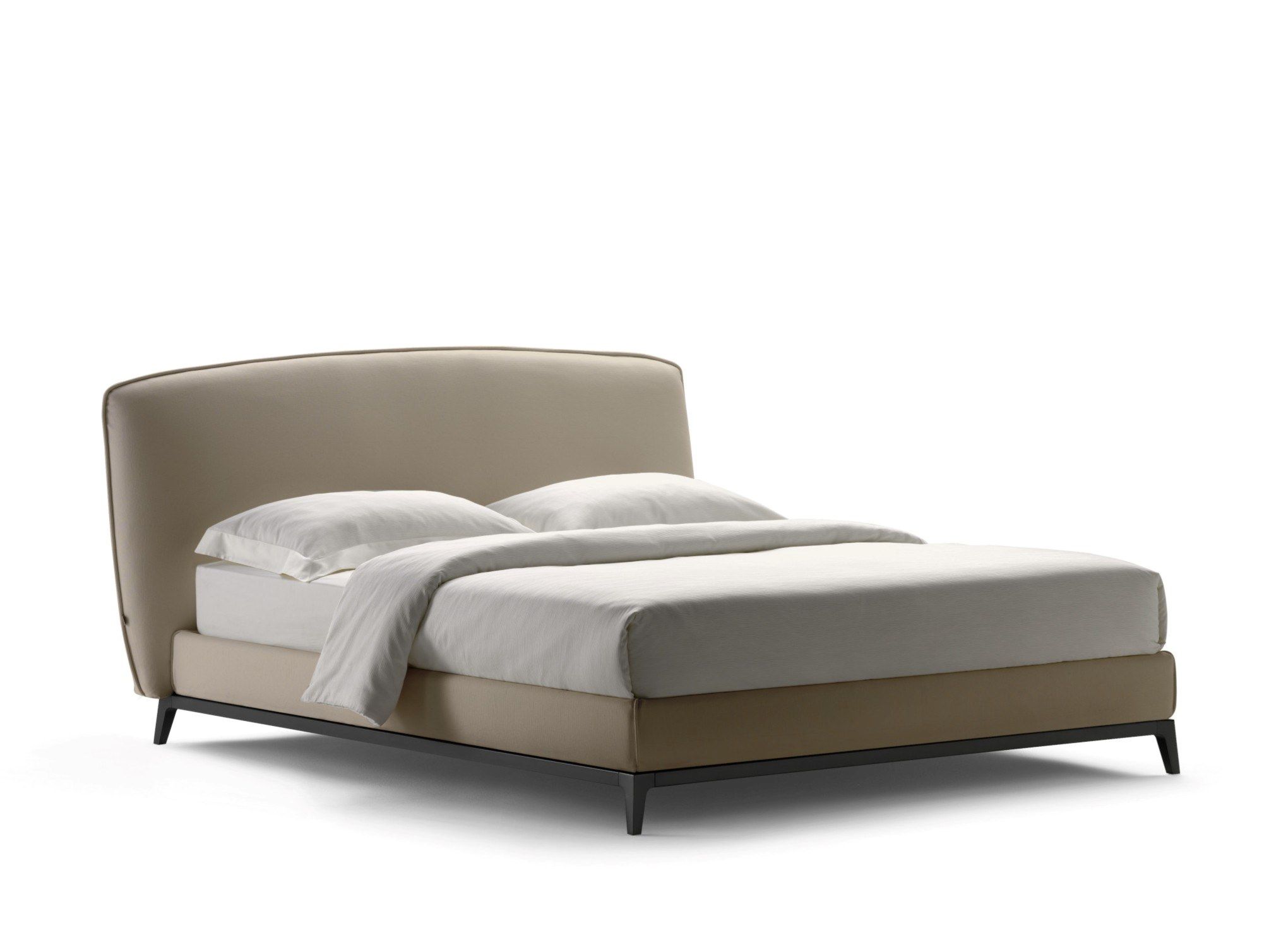OLIVIER | Fabric bed By Flou