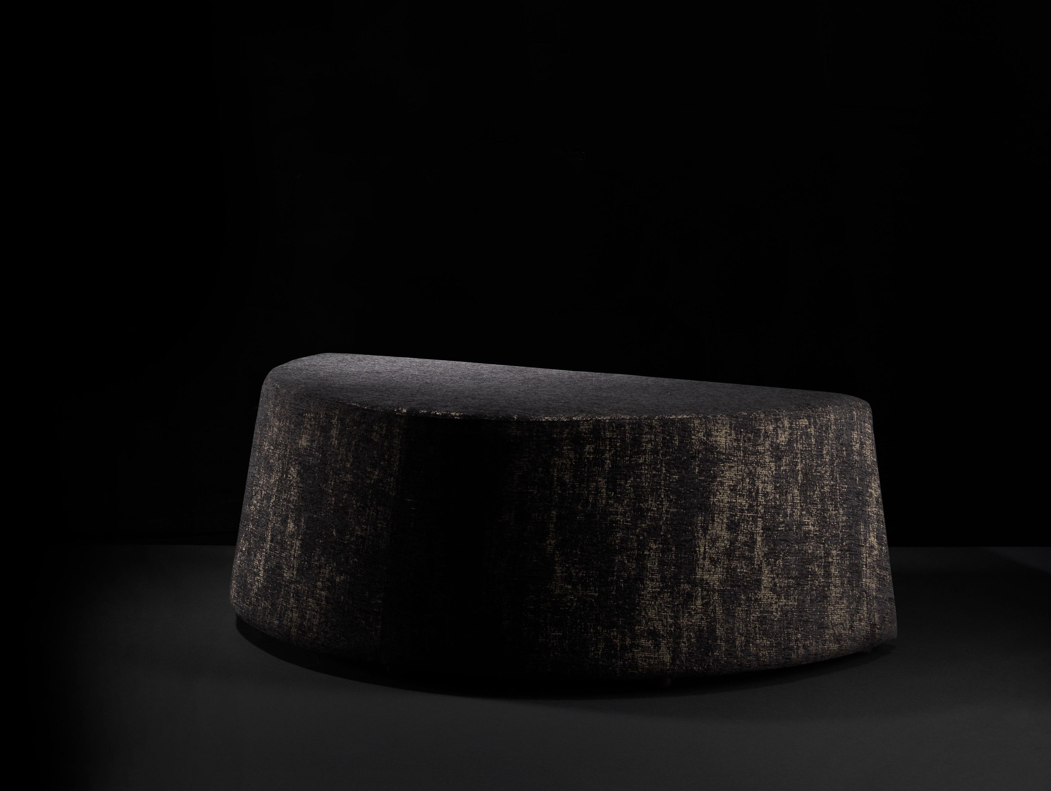OLLI MEZZALUNA Upholstered fabric pouf By PF Stile