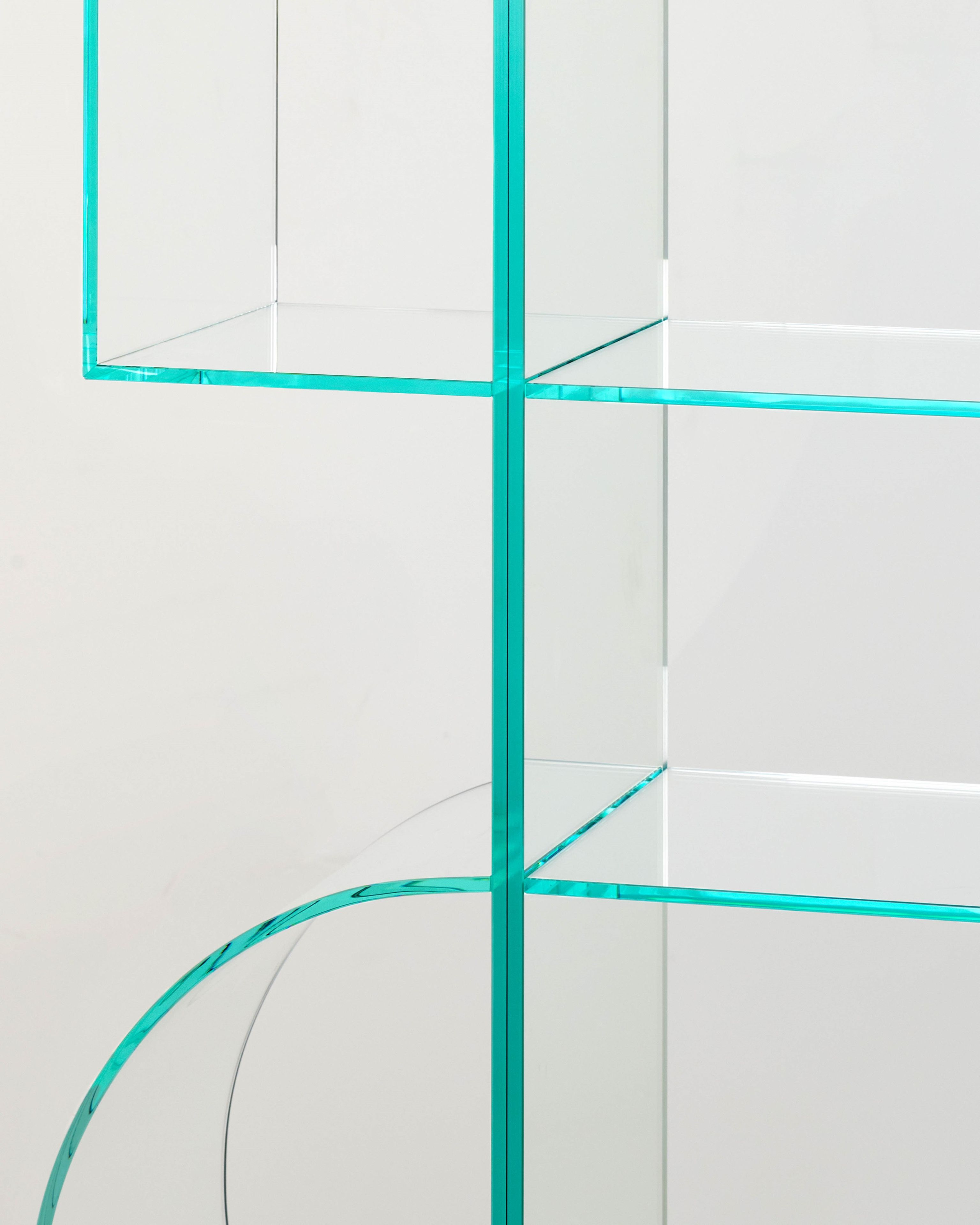 OLLIE Open crystal bookcase By Glas Italia | design Yabu Pushelberg