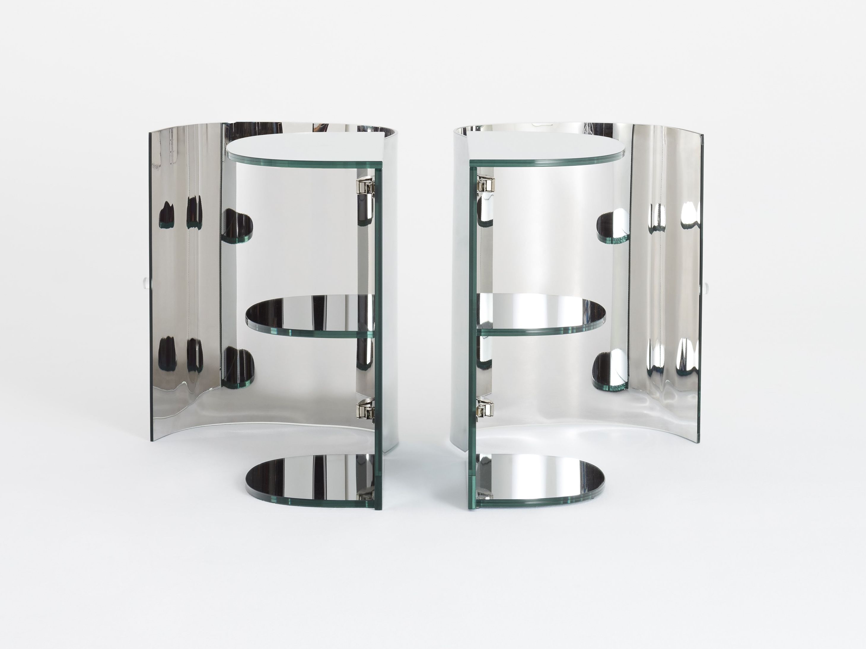 OLTRALPE Crystal bedside table By Glas Italia