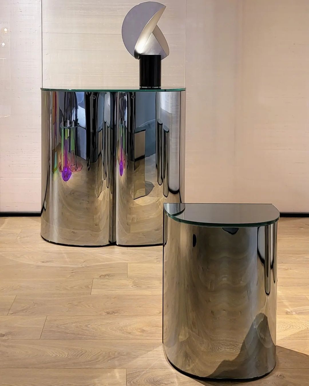 OLTRALPE Crystal bedside table By Glas Italia