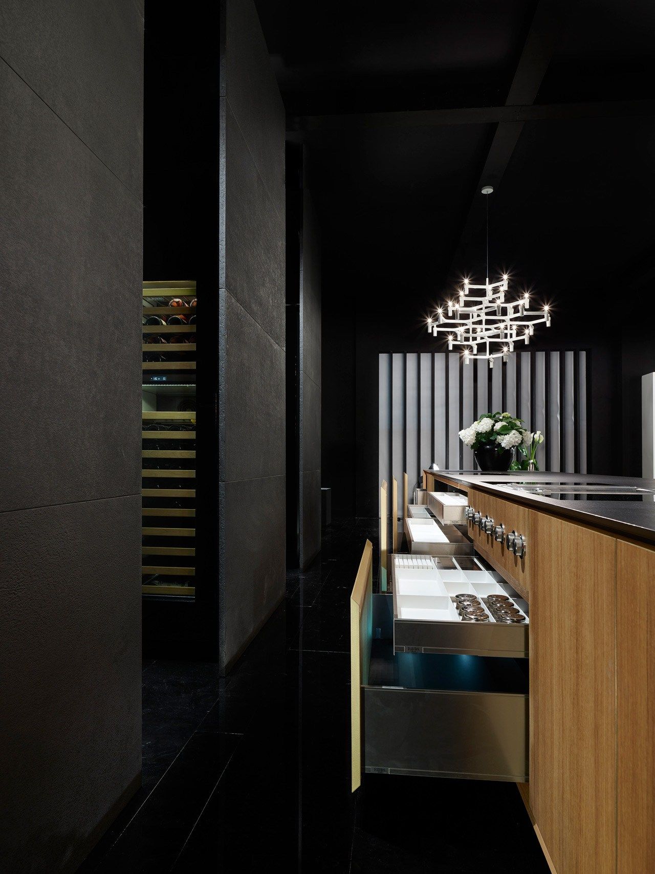 ONE | Oak kitchen By RIFRA