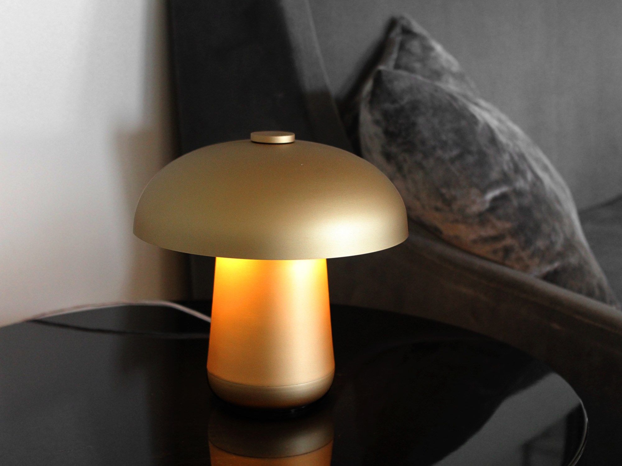 ONGO CONNECT | Table lamp By Contardi
