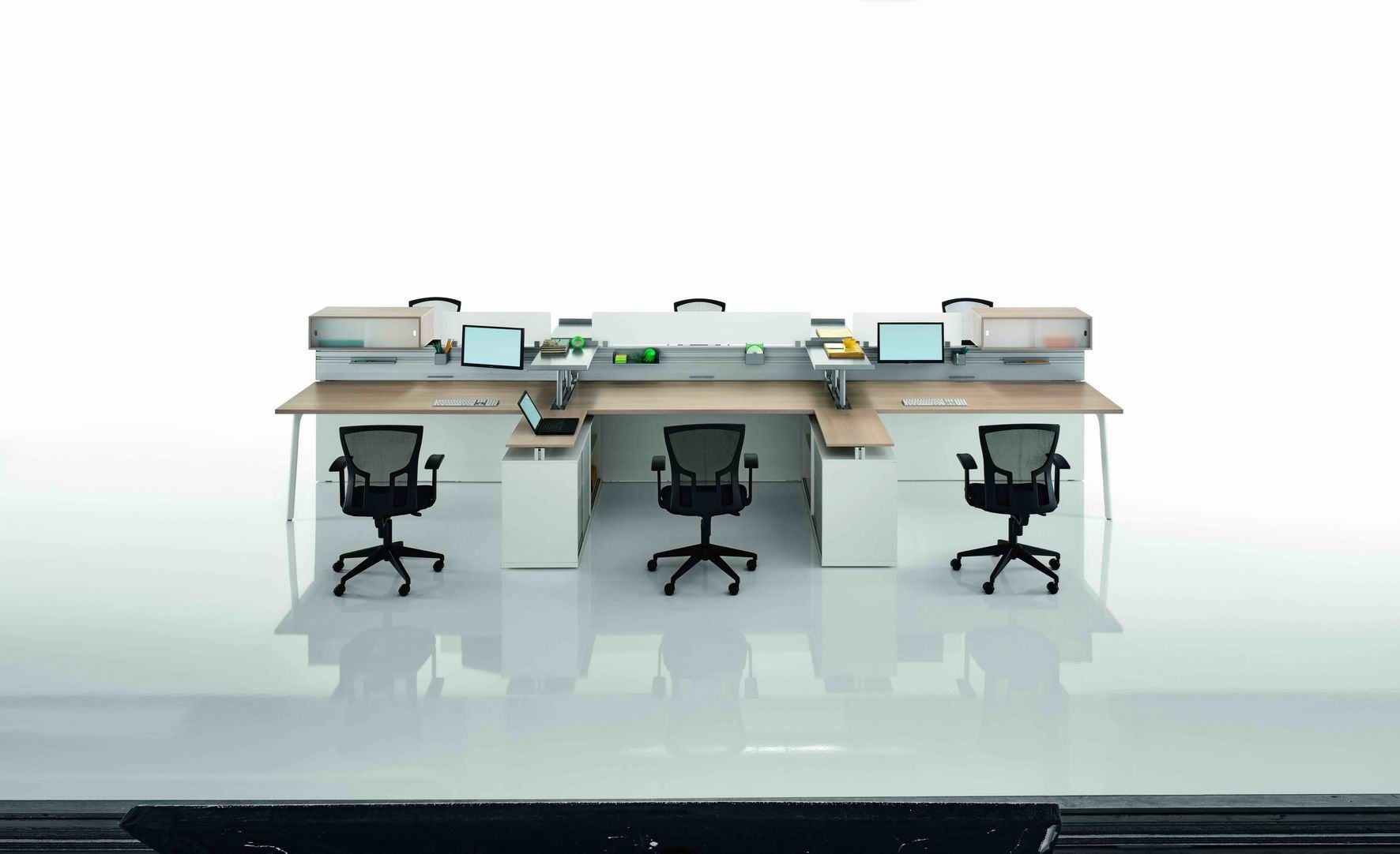 OP | Workstation screen By MASCAGNI design Claudio Bellini