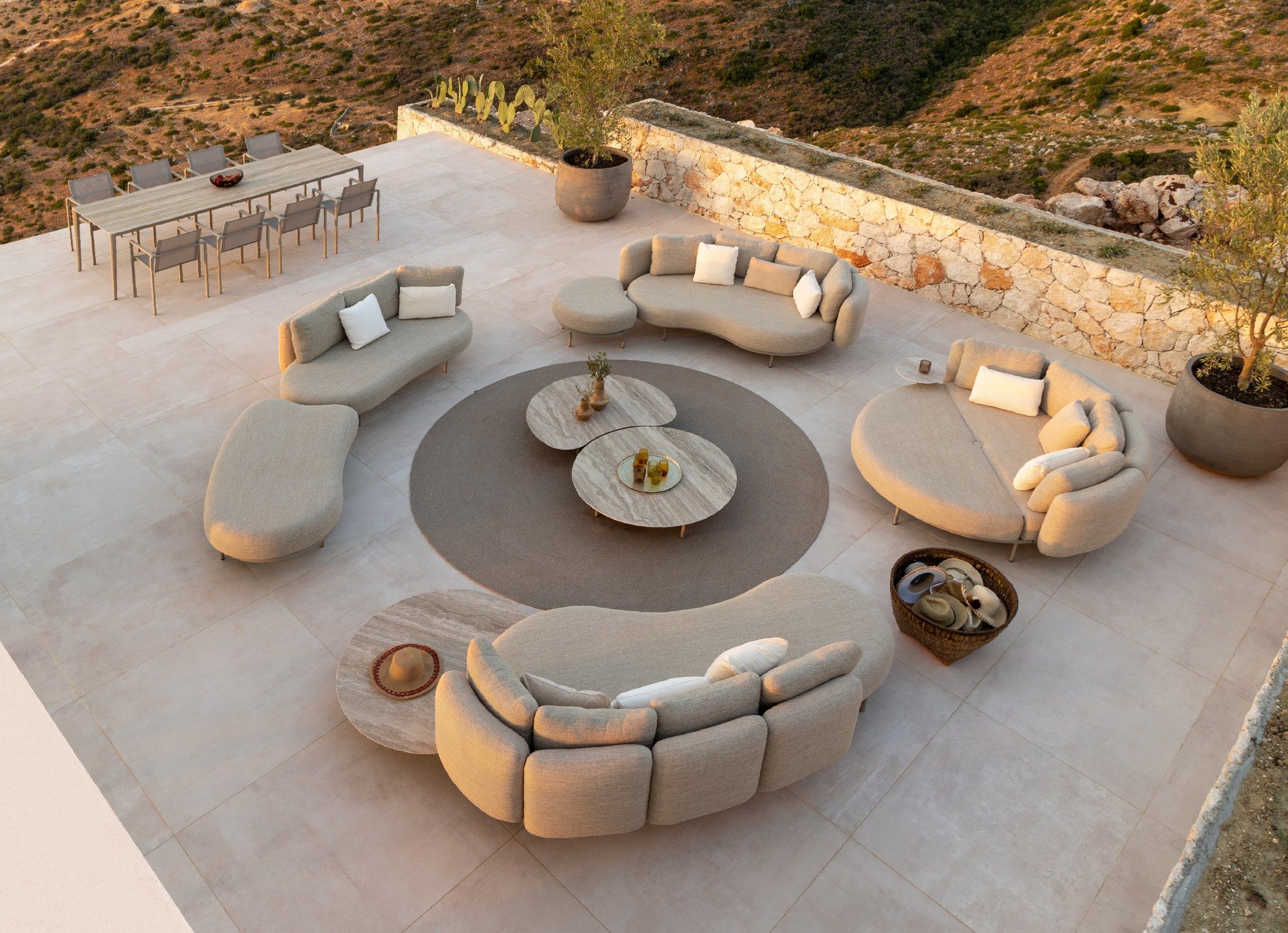 ORGANIX LOUNGE Low ceramic garden side table By Royal Botania