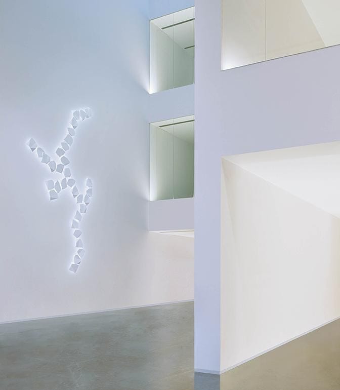 ORIGAMI | Wall lamp By Vibia design Ramón Esteve