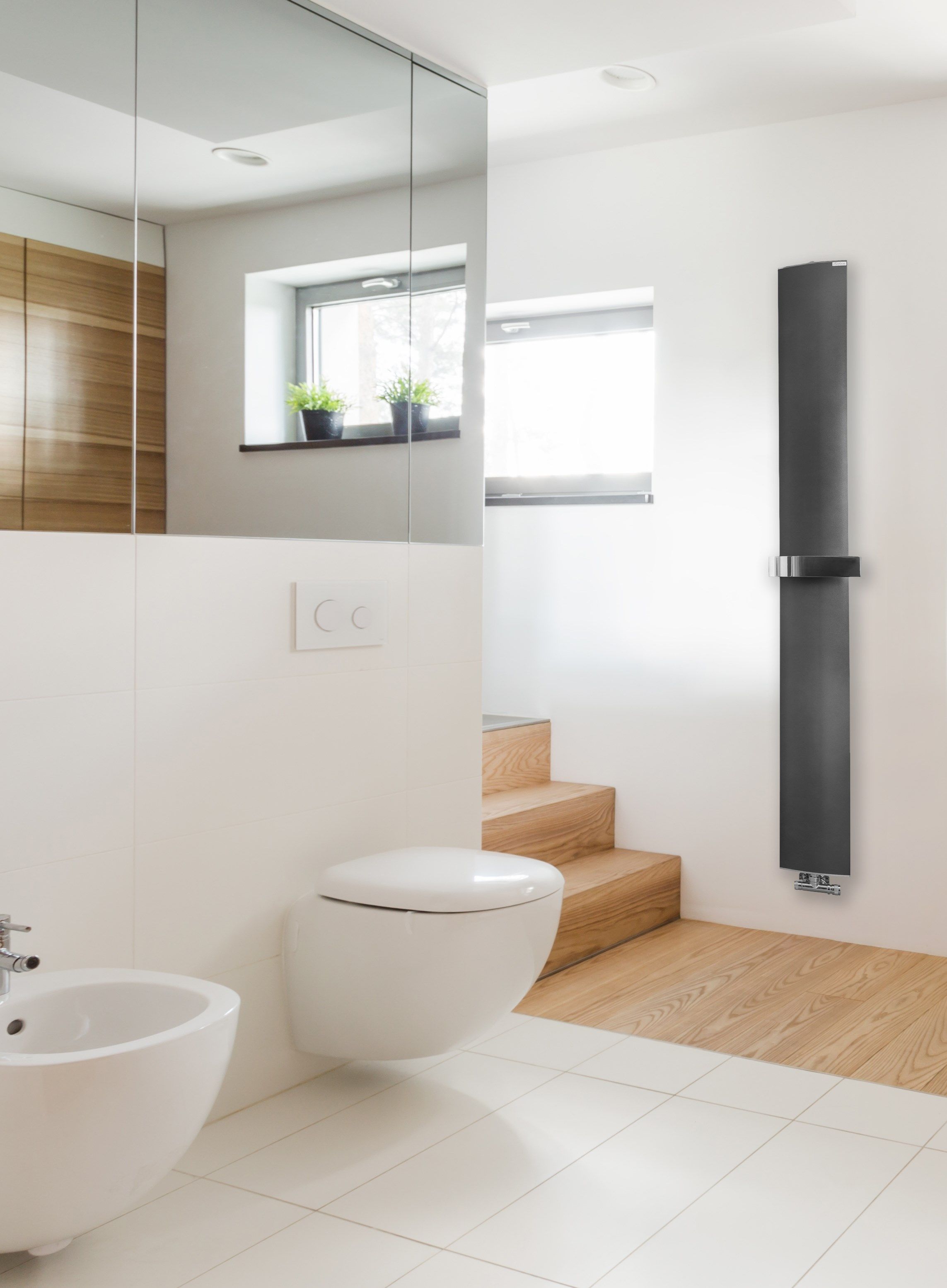 Wall-mounted aluminium decorative radiator OTHELLO MONO SLIM By RIDEA