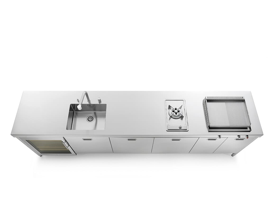 OUT330/1 Outdoor kitchen By ALPES-INOX | design Nico Moretto