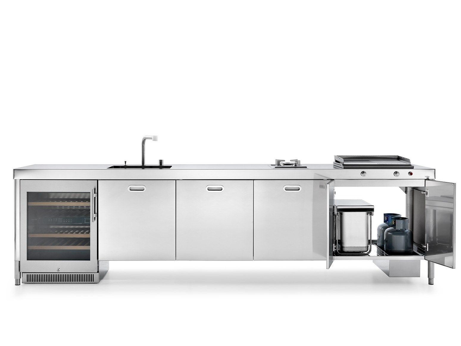 OUT330/1 Outdoor kitchen By ALPES-INOX | design Nico Moretto