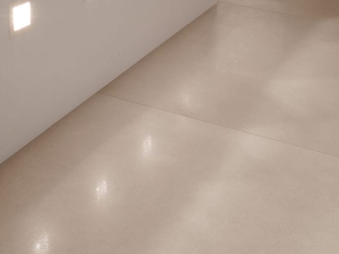 Pavimento/rivestimento effetto cemento OVER - OPENSPACE By COTTO D'ESTE