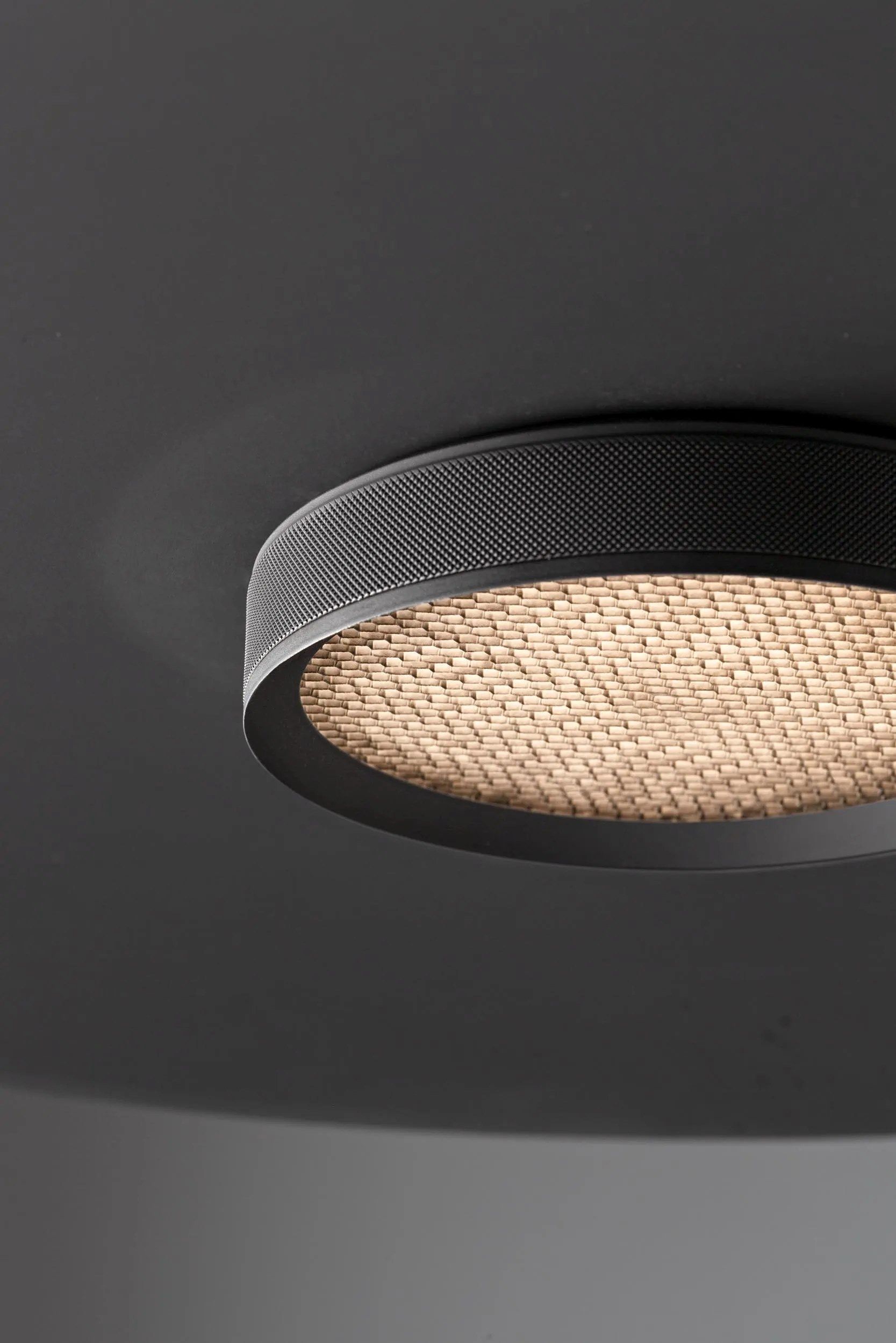 OVERFLY PLUS Pendant lamp By Olev | design Marc Sadler