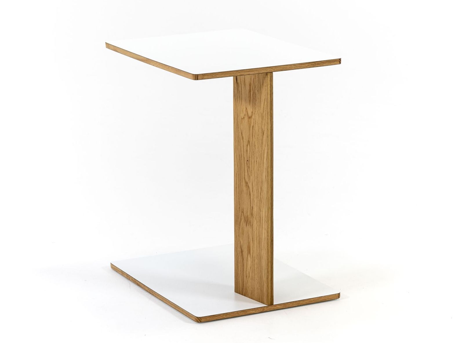 OVERHANG Rectangular PC laminate side table By Case | design Terence ...