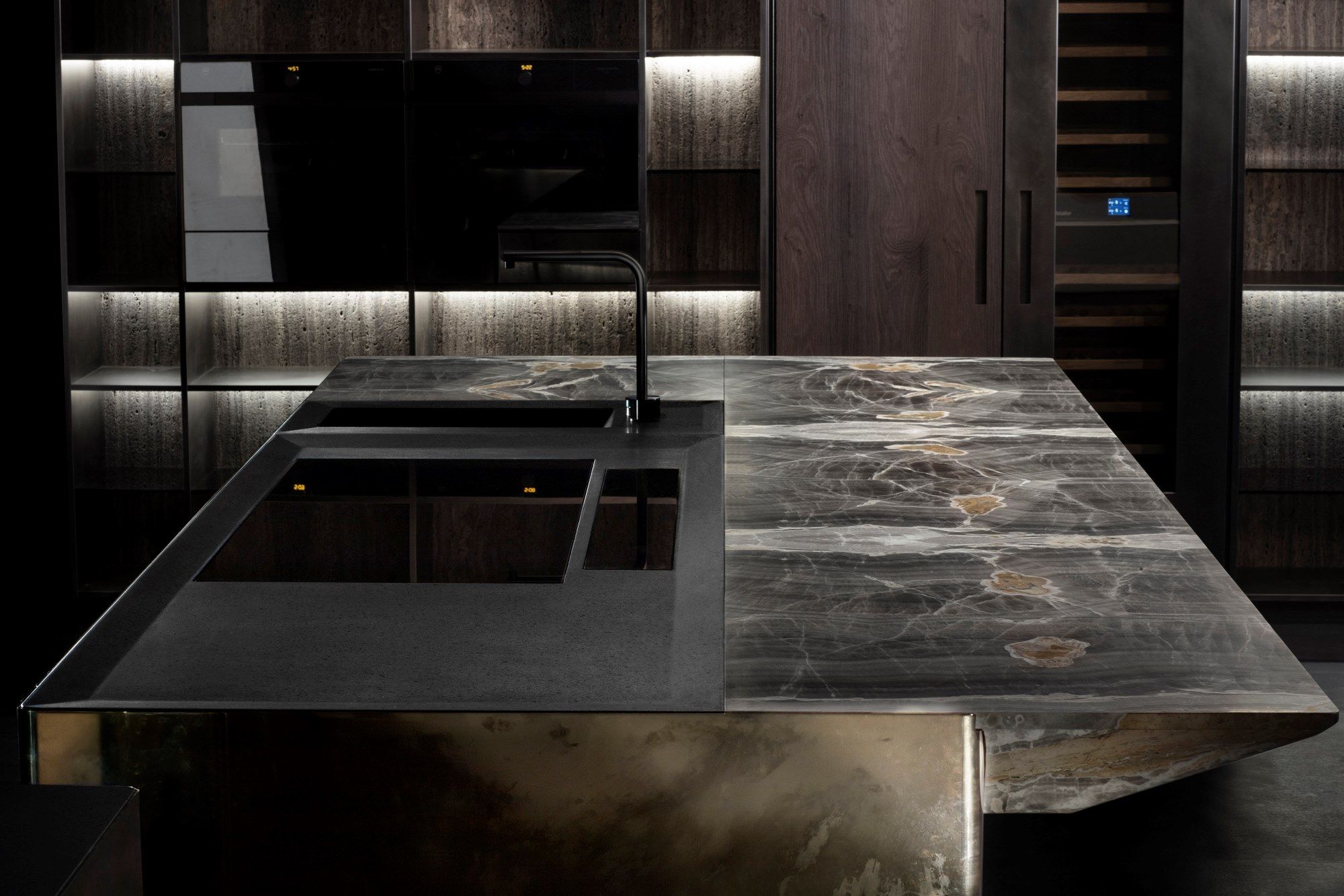 OXYGEN Cucina By Henge | design Massimo Castagna