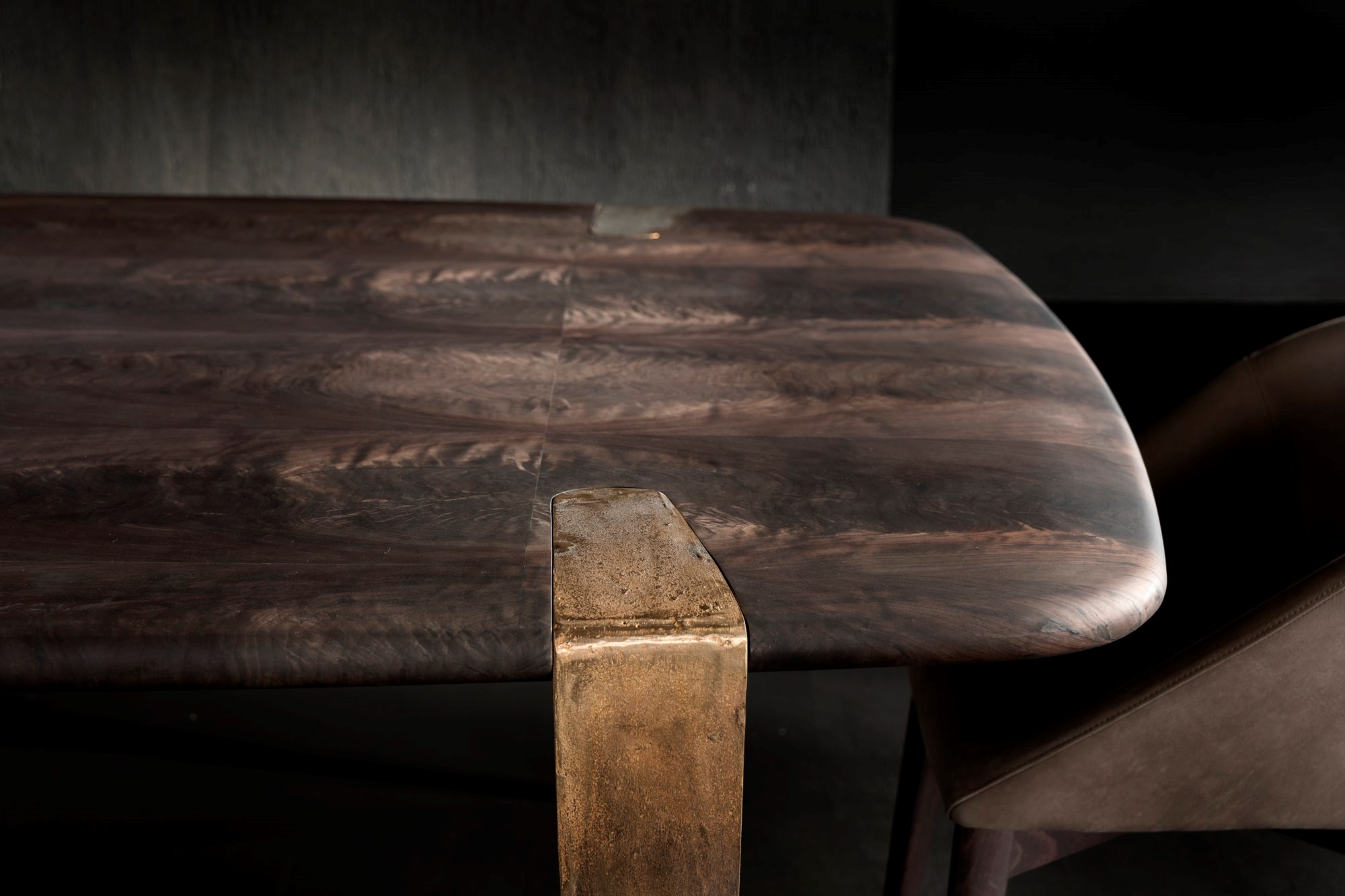 OXYMORON 桌子 By Henge | design Massimo Castagna