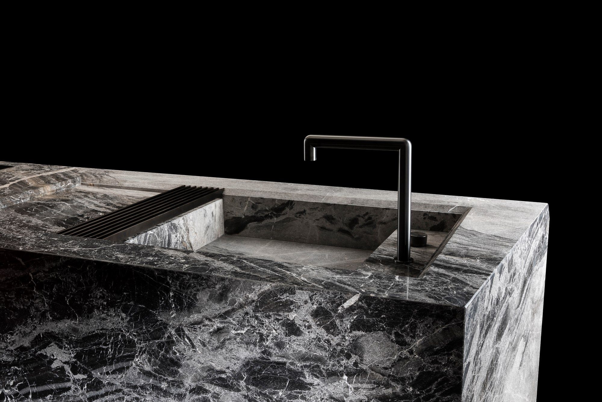 Stone kitchen with island OZONE L By Henge design Massimo Castagna