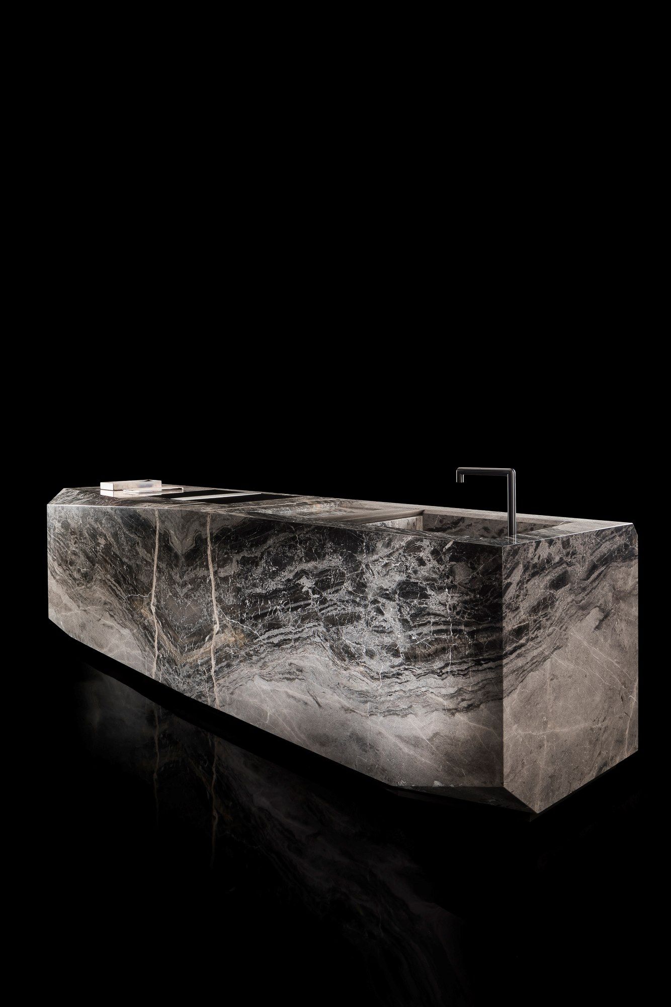 Stone kitchen with island OZONE L By Henge design Massimo Castagna