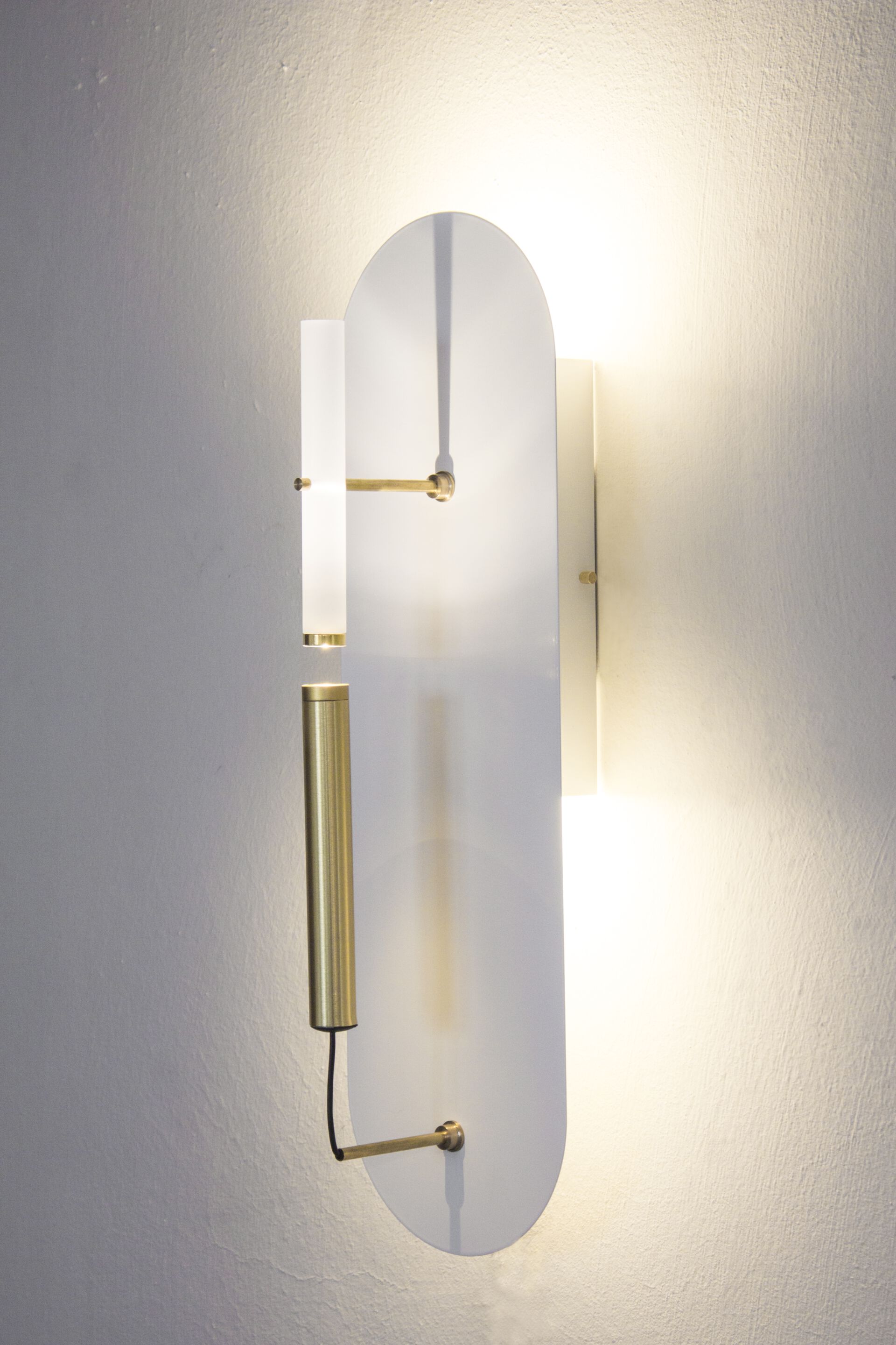 EQUILIBRIO Wall lamp By OliveLab | design Giulia Liverani